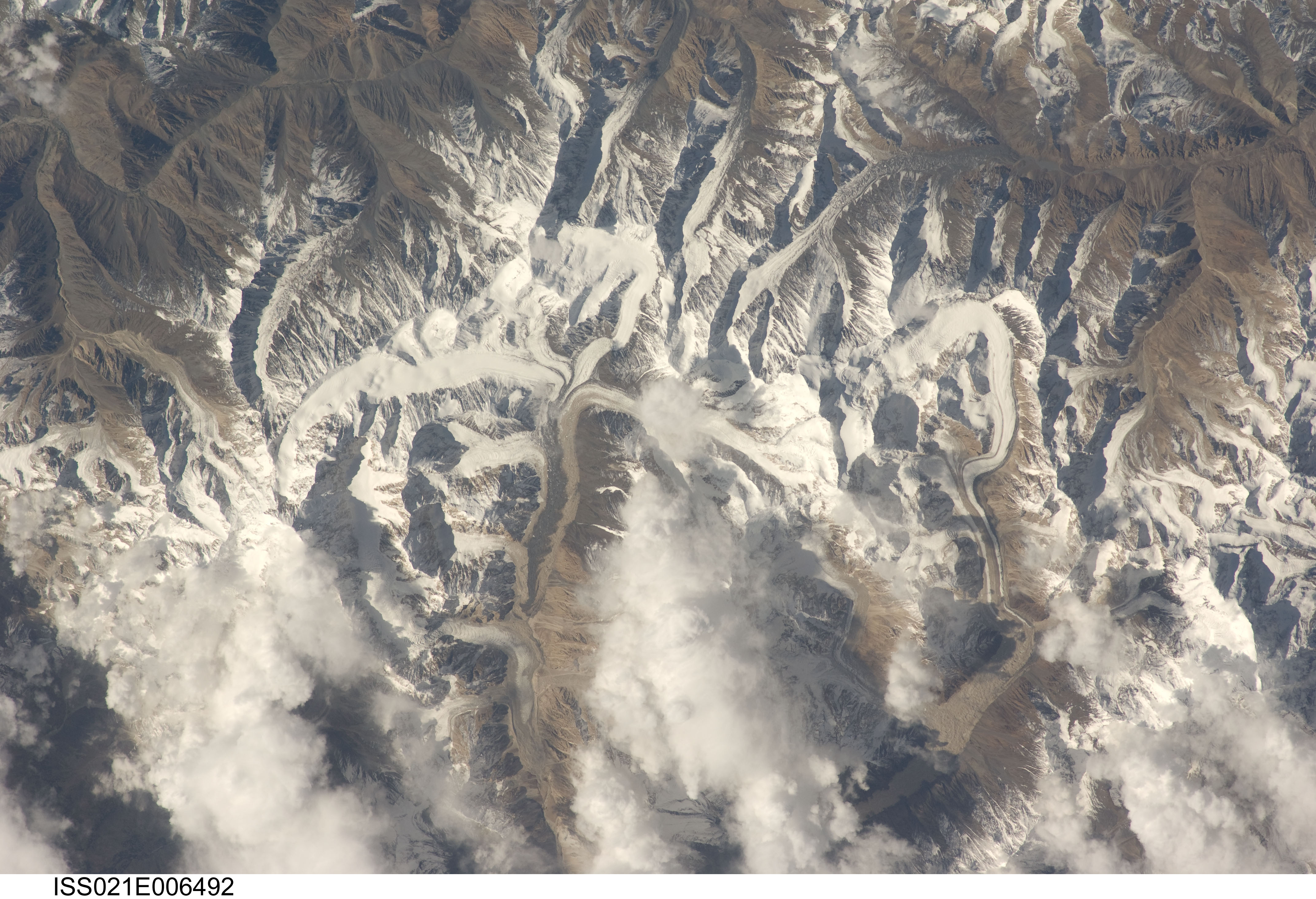 Astronaut Photo ISS021-E-6492