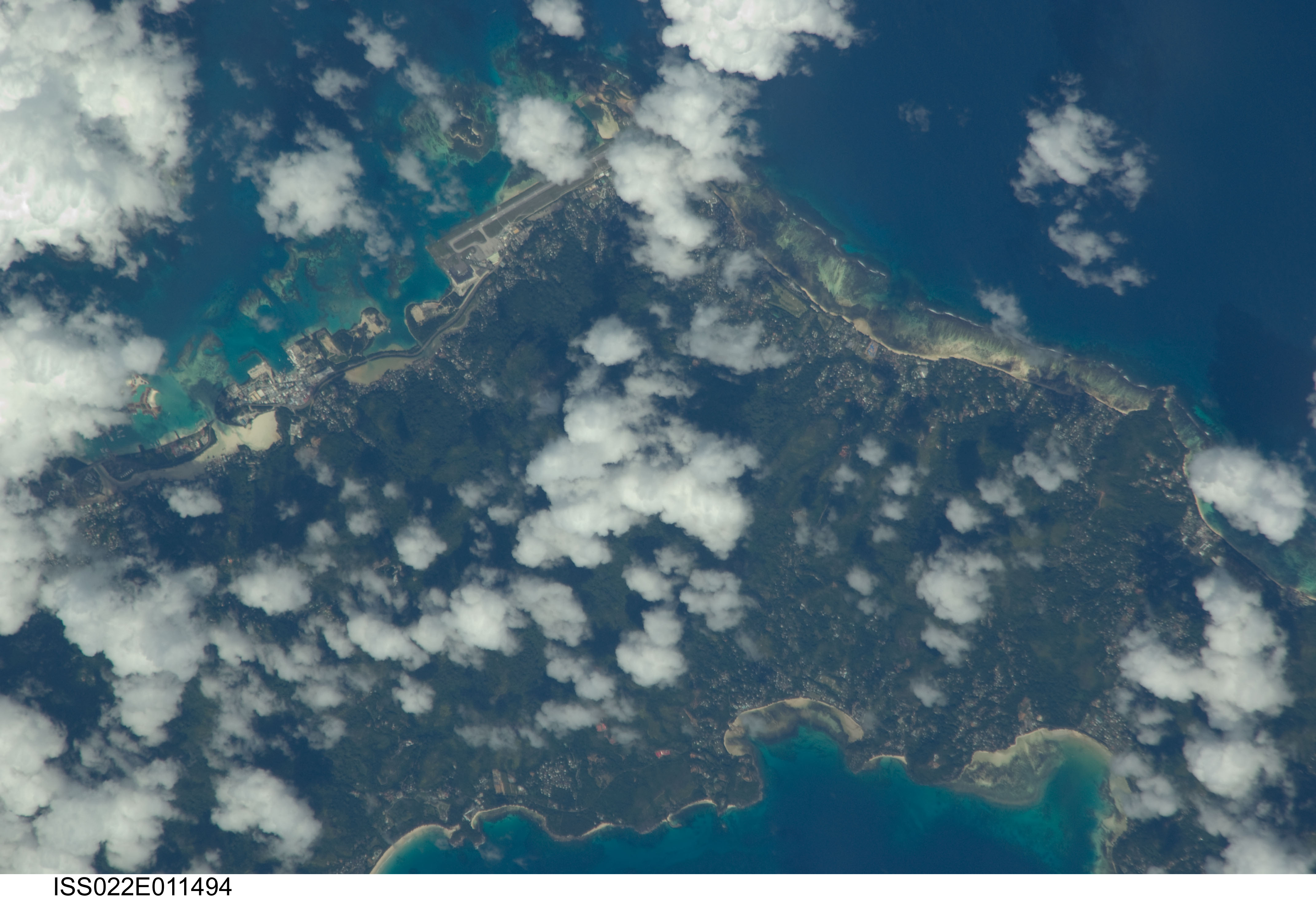Astronaut Photo ISS022-E-11494 SEYCHELLES