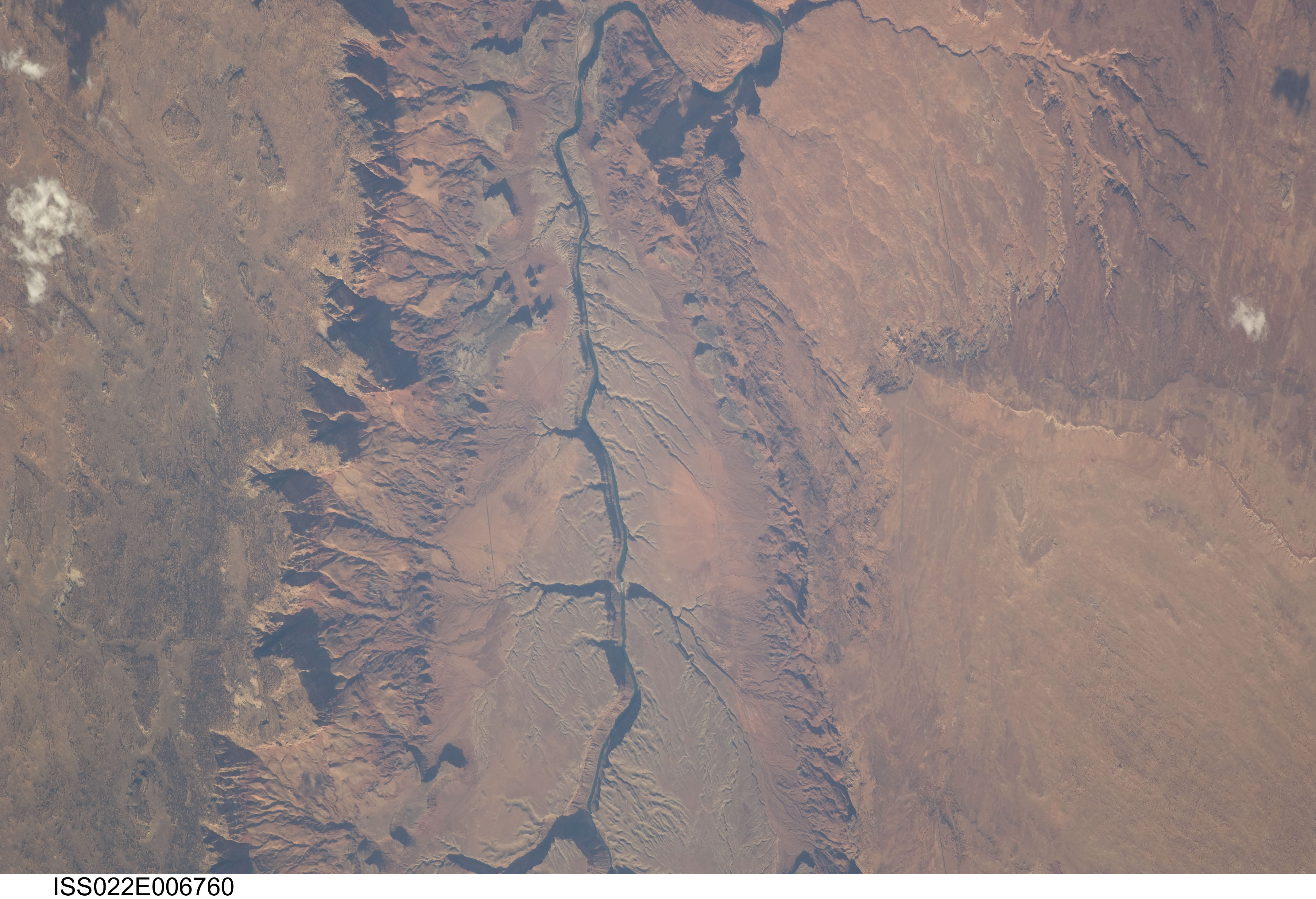 Astronaut Photo ISS022-E-6760 USA-ARIZONA