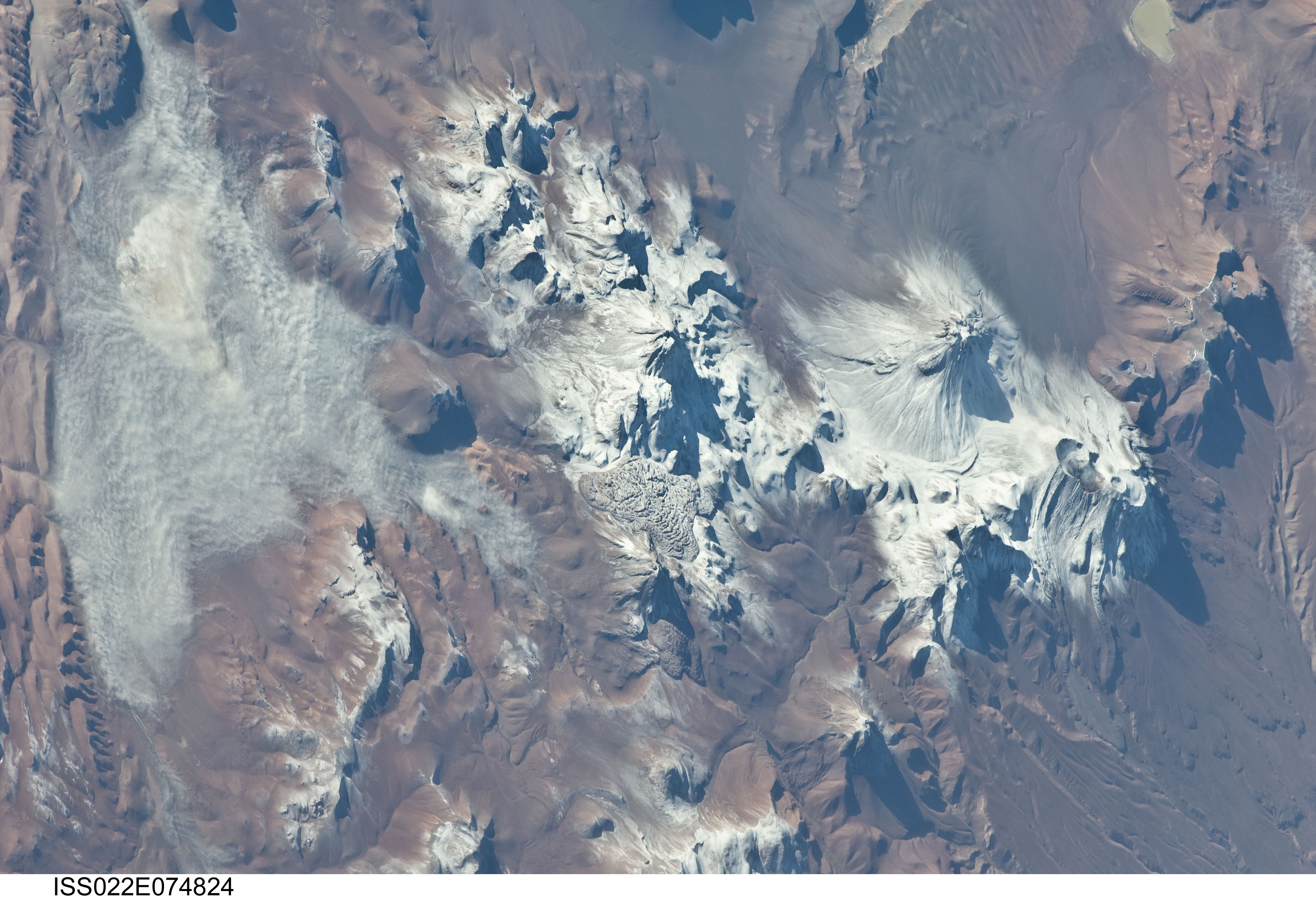 Astronaut Photo ISS022-E-74824