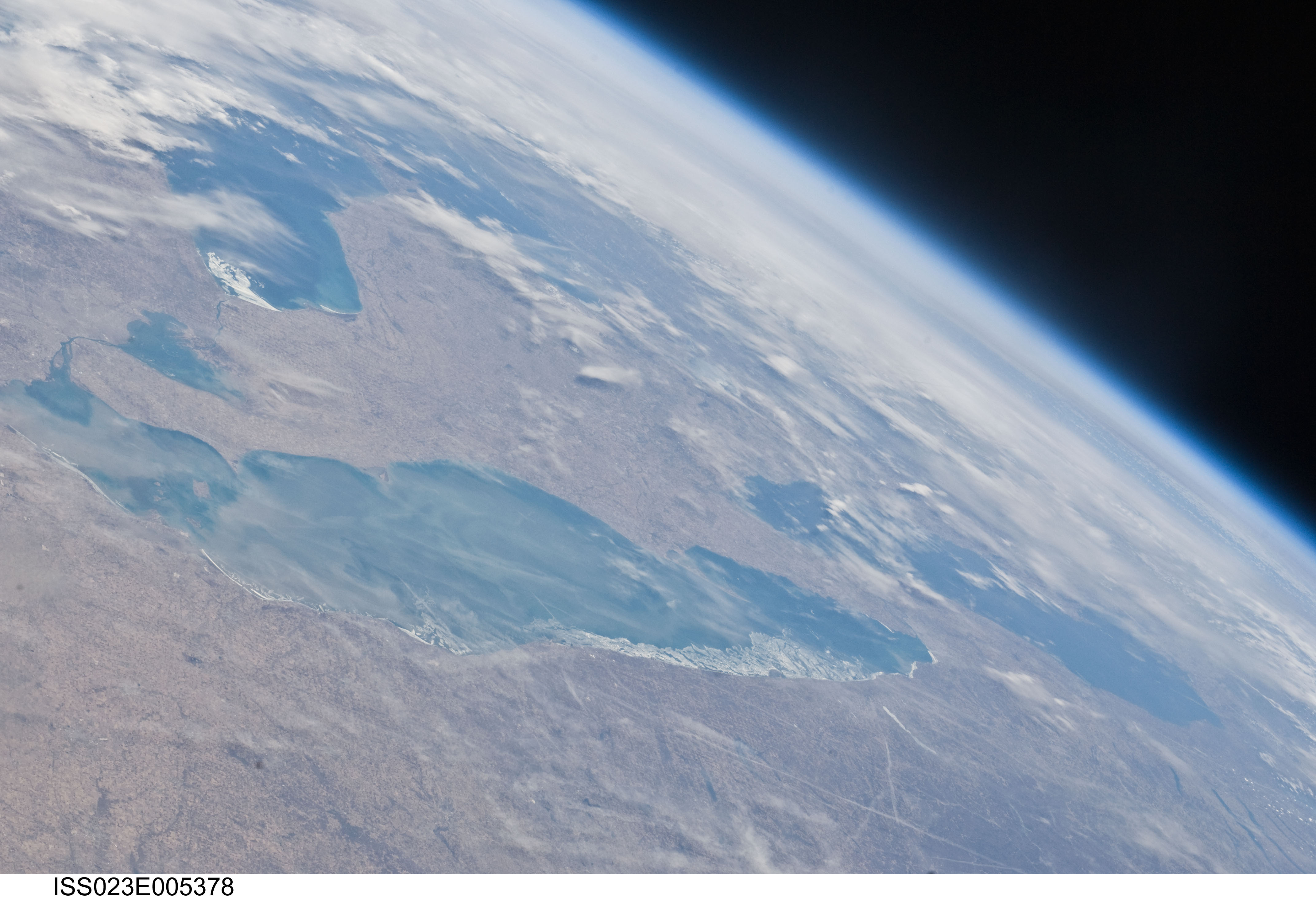 Astronaut Photo ISS023-E-5378 CANADA-O
