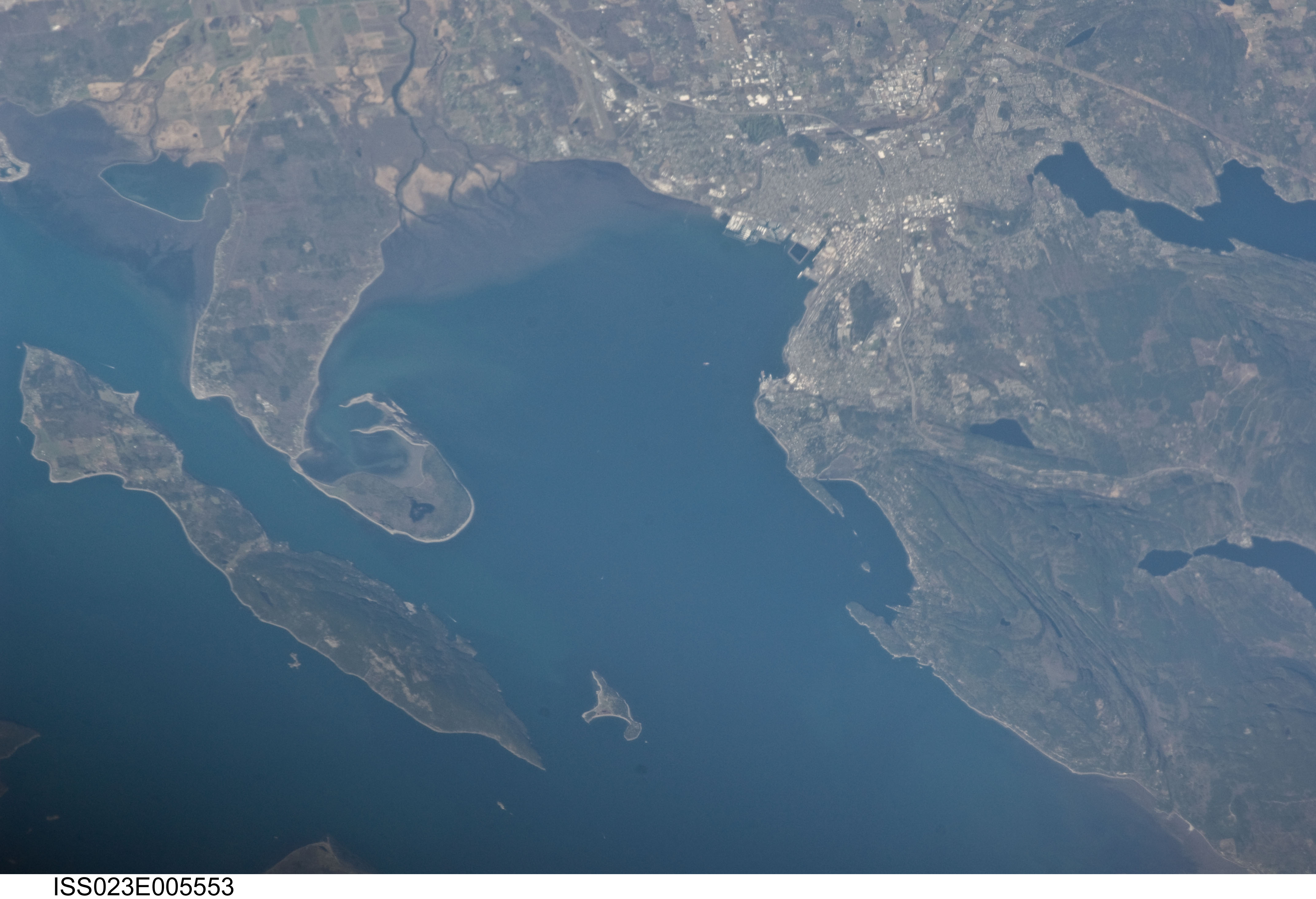 Astronaut Photo ISS023-E-5553 USA-WASHINGTON