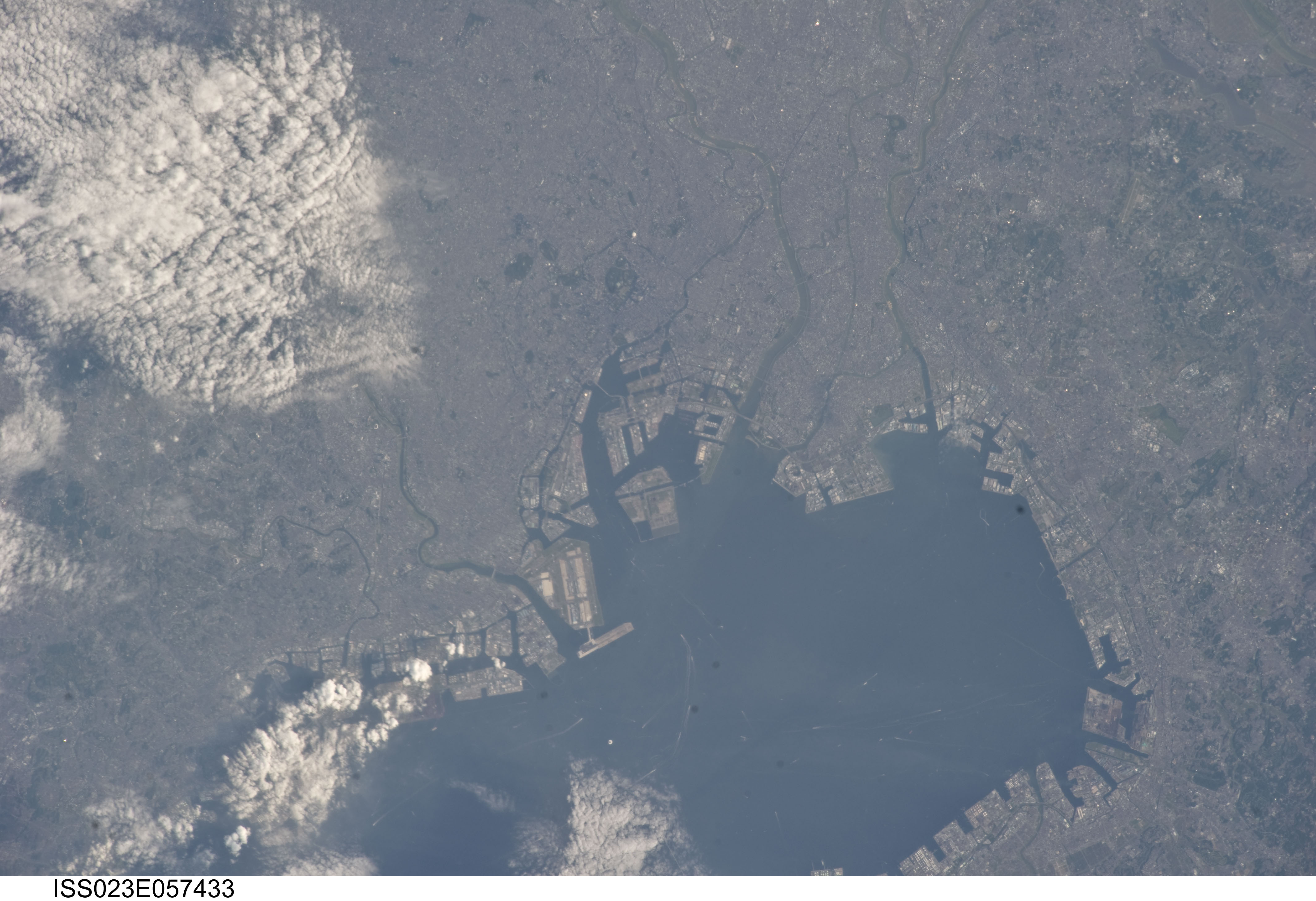 Astronaut Photo ISS023-E-57433 JAPAN