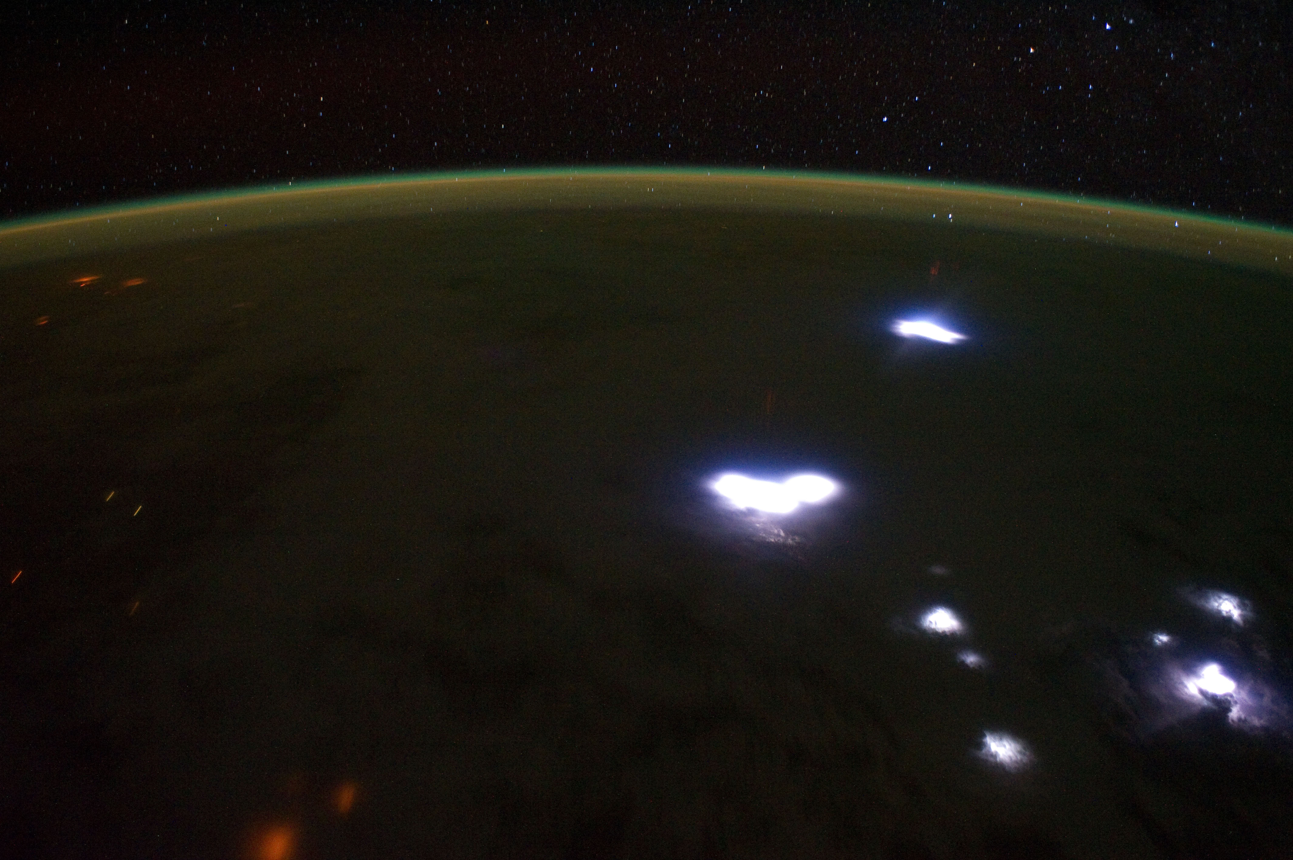 Astronaut Photo ISS029-E-37312 AUSTRALIA-WA