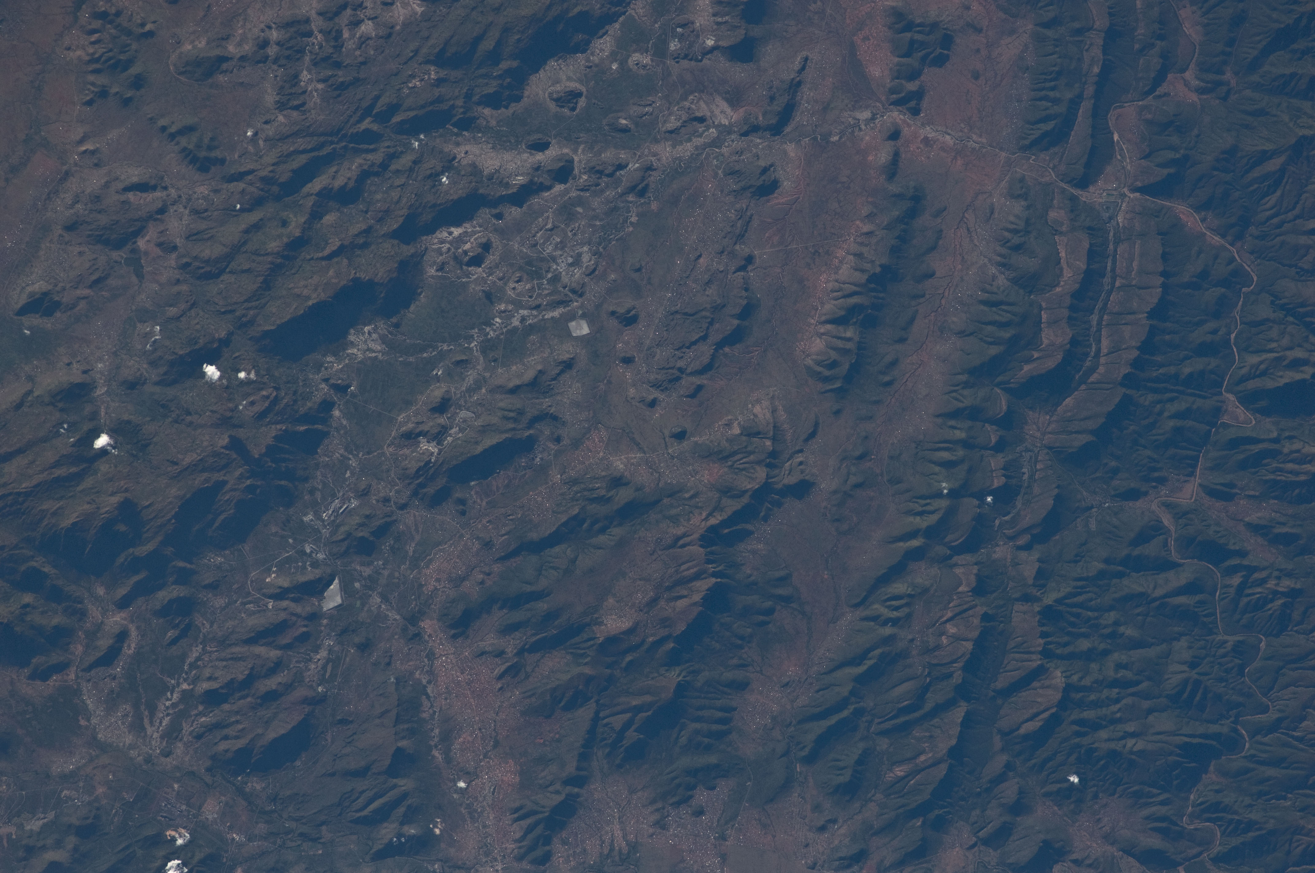 Astronaut Photo ISS030-E-148701