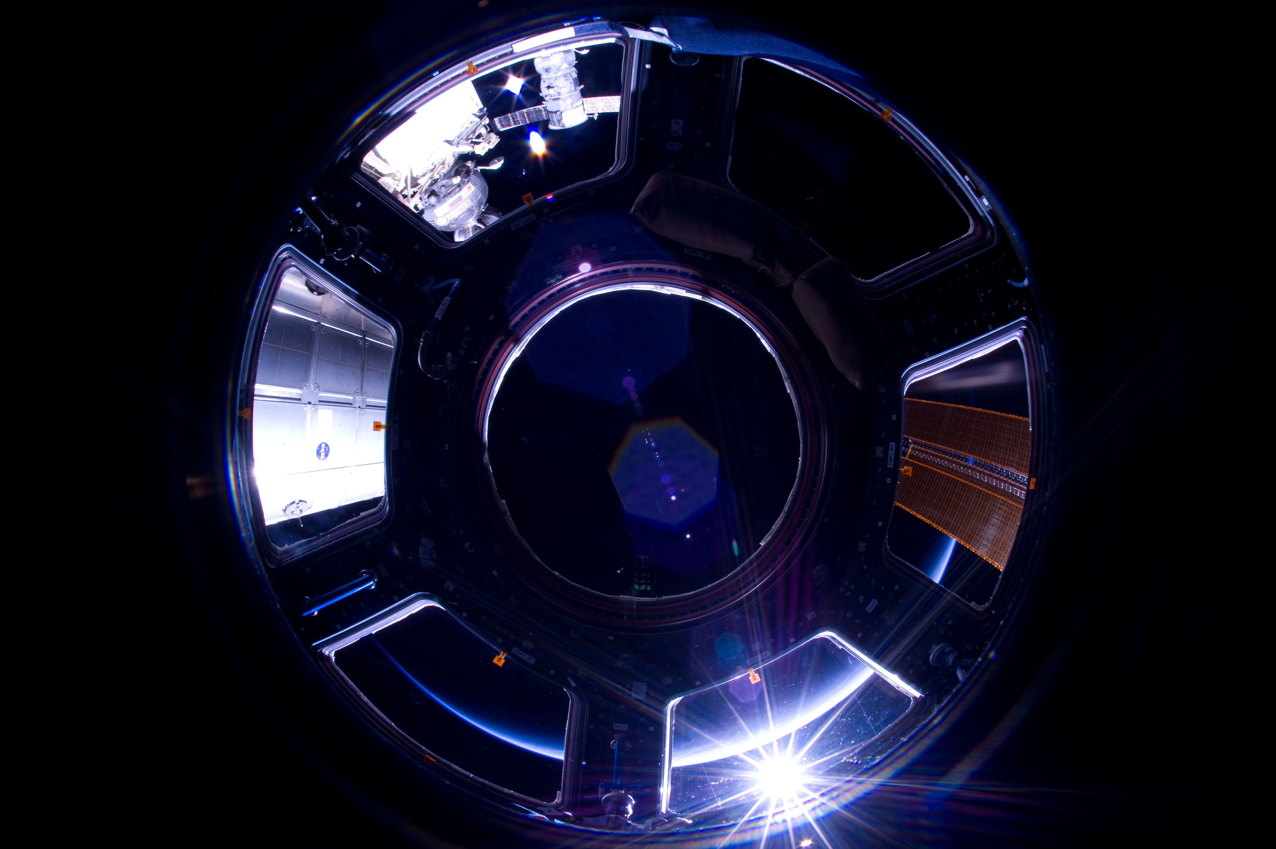 Astronaut Photo ISS030-E-197007