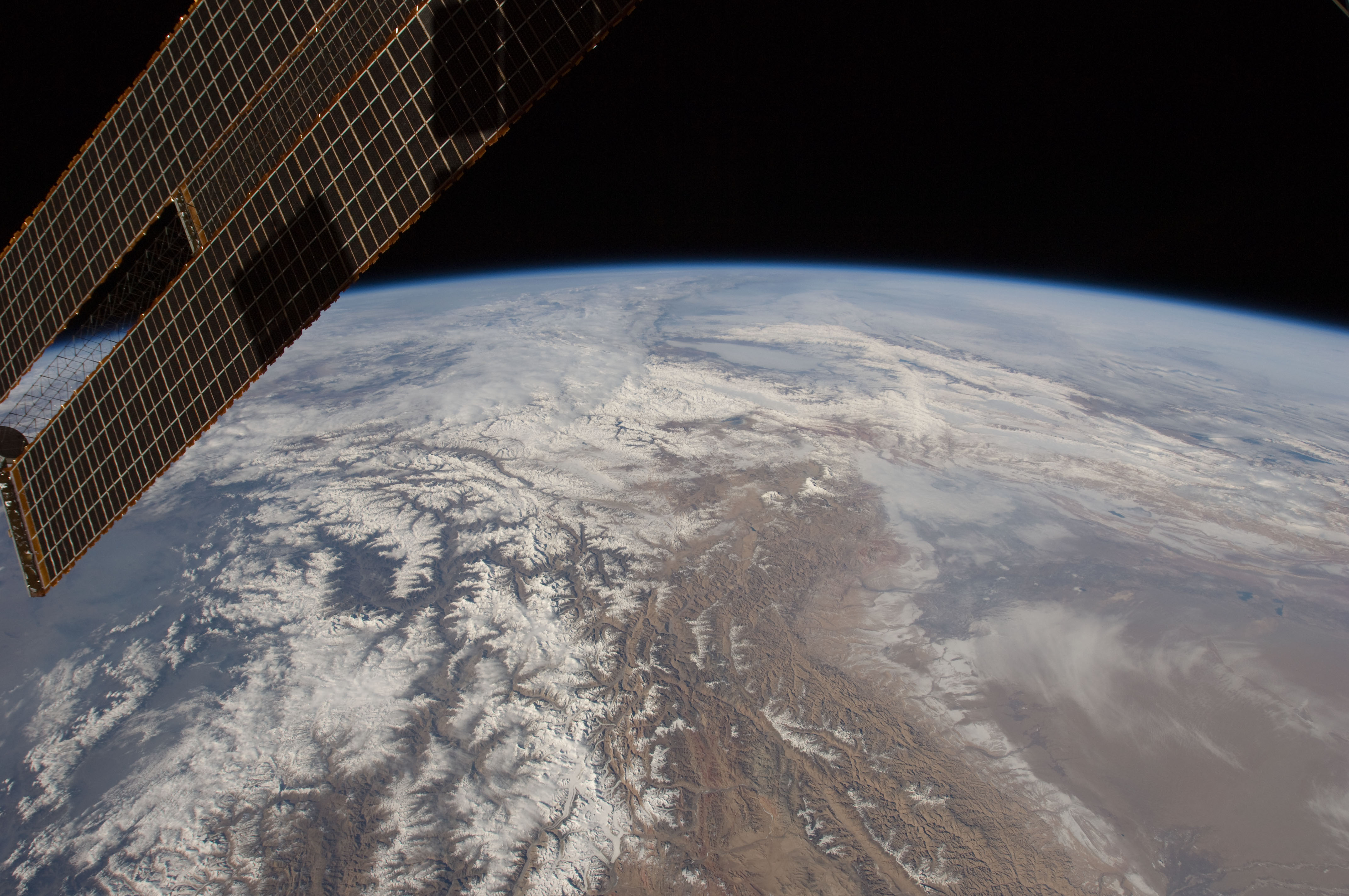 Astronaut Photo ISS030-E-40635