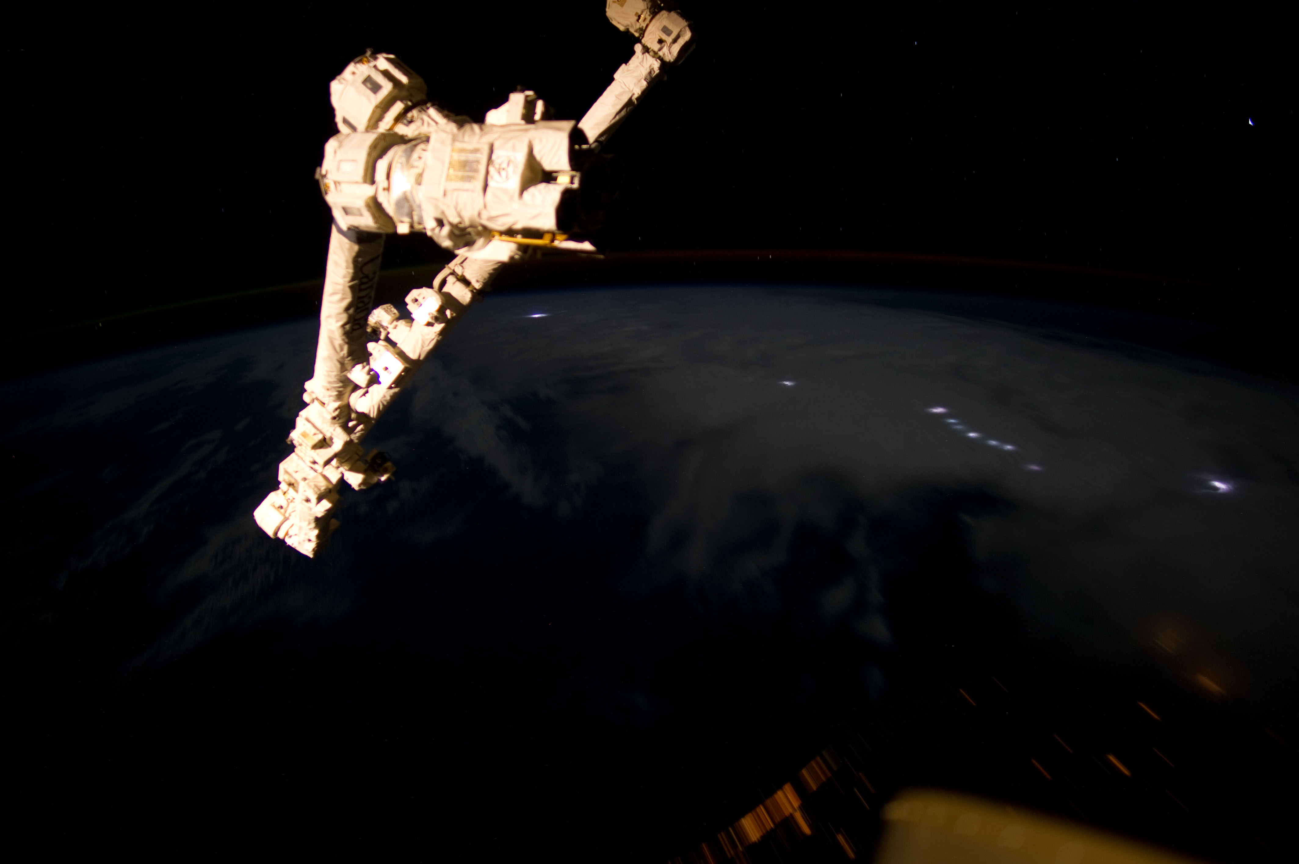 Astronaut Photo ISS031-E-170141
