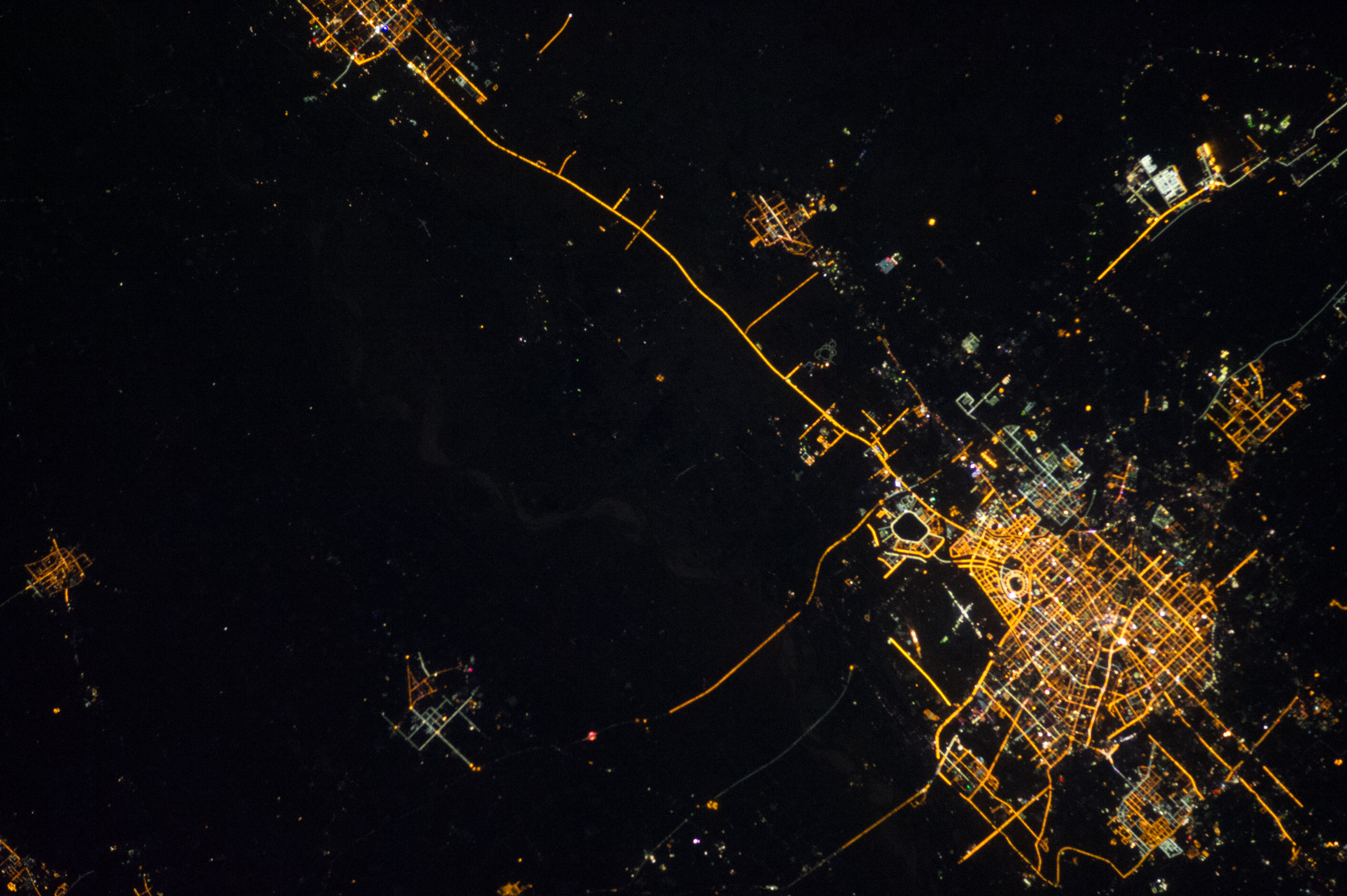 Astronaut Photo ISS034-E-34385