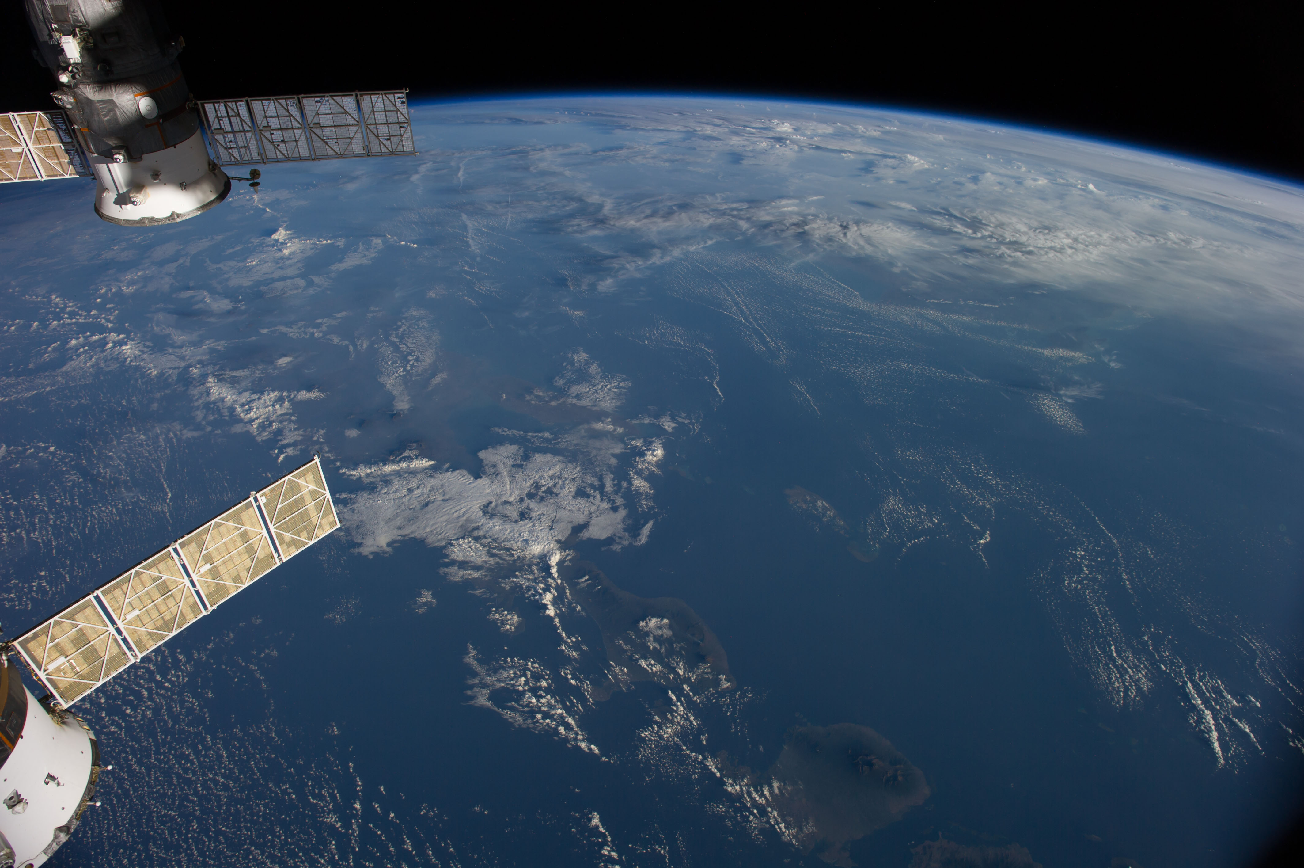 Astronaut Photo ISS041-E-61307 INDONESIA-J