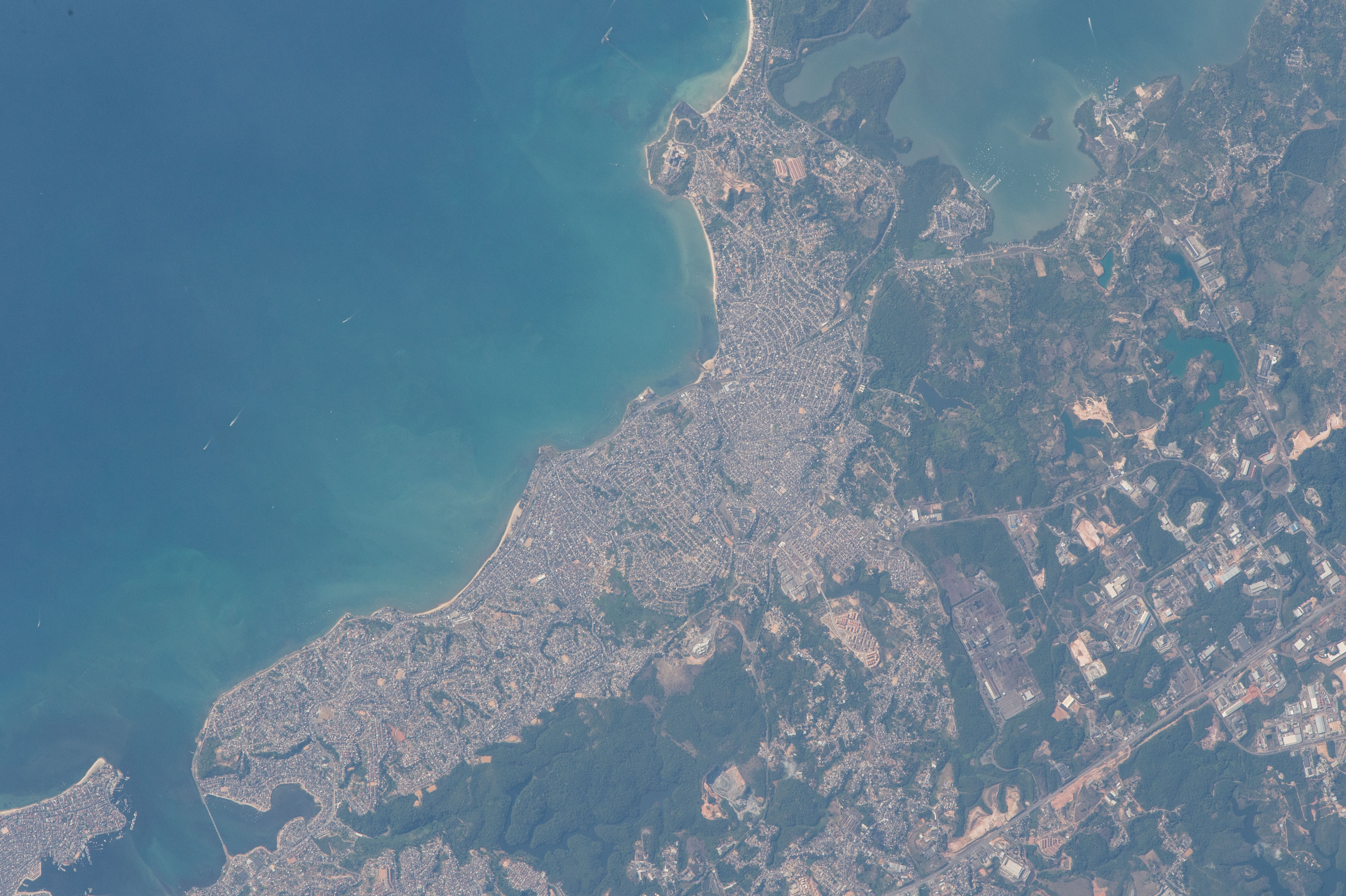 Astronaut Photo ISS045-E-97331