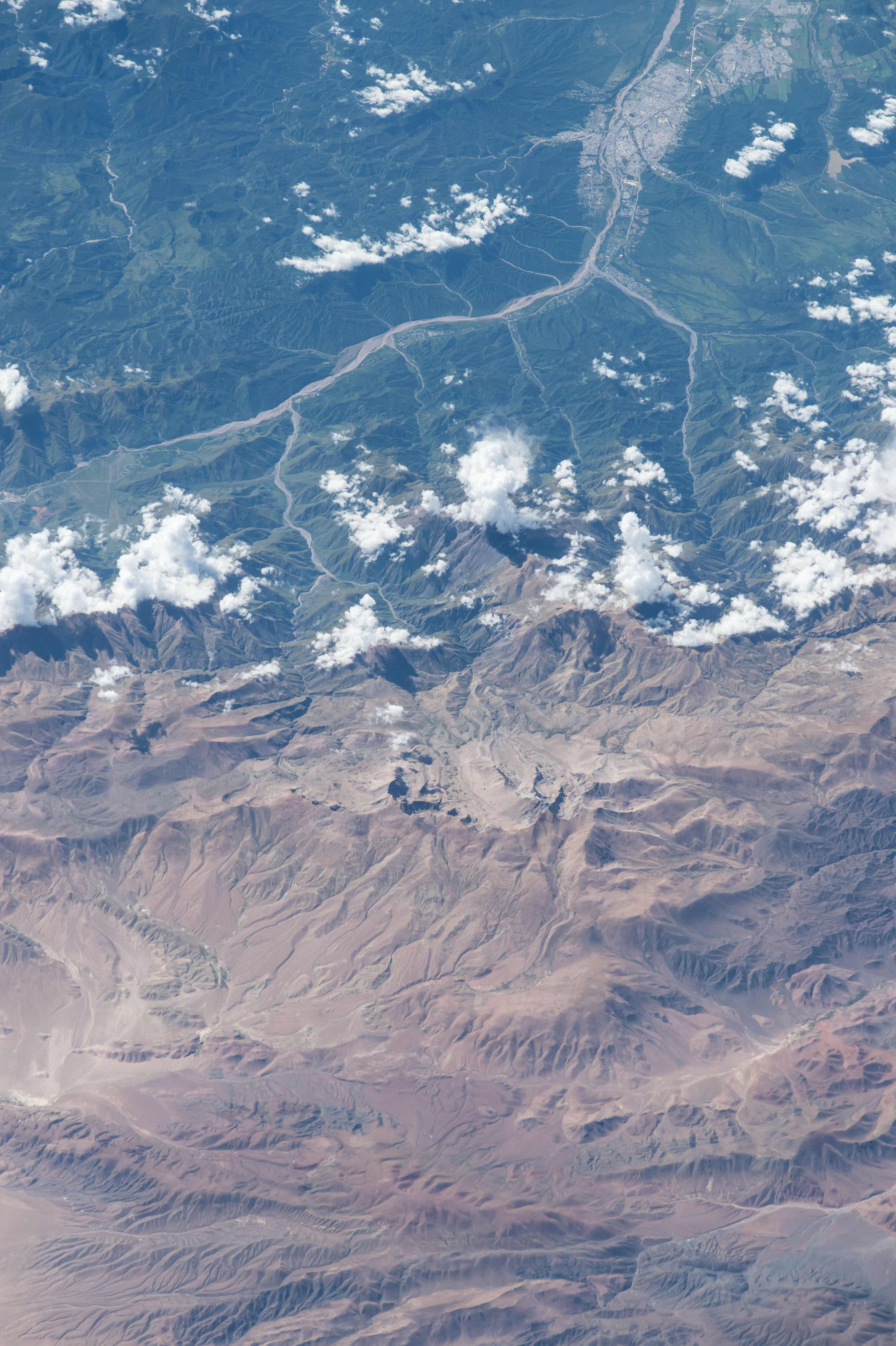 Astronaut Photo ISS047-E-18003