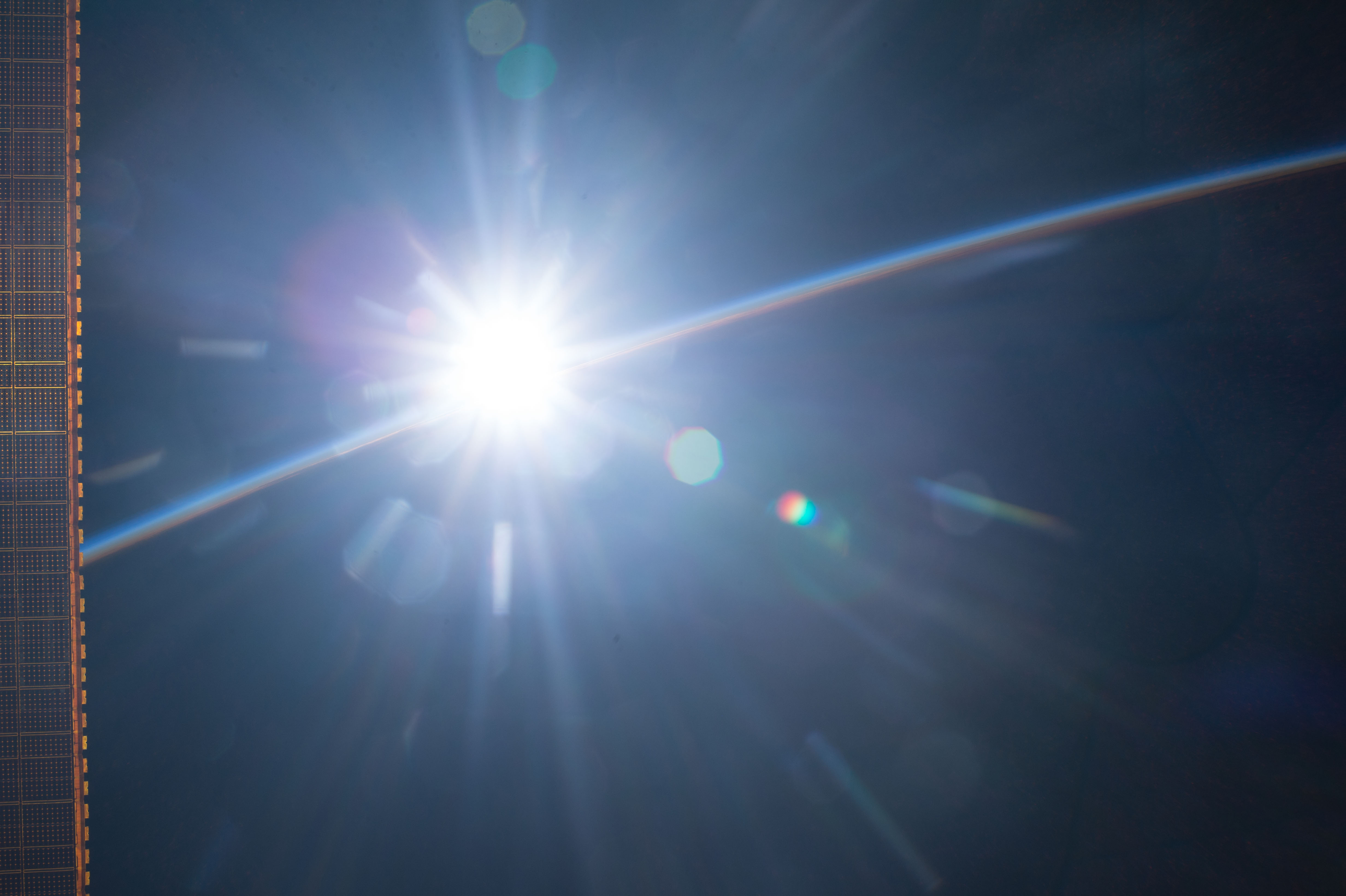 Astronaut Photo ISS047-E-39463