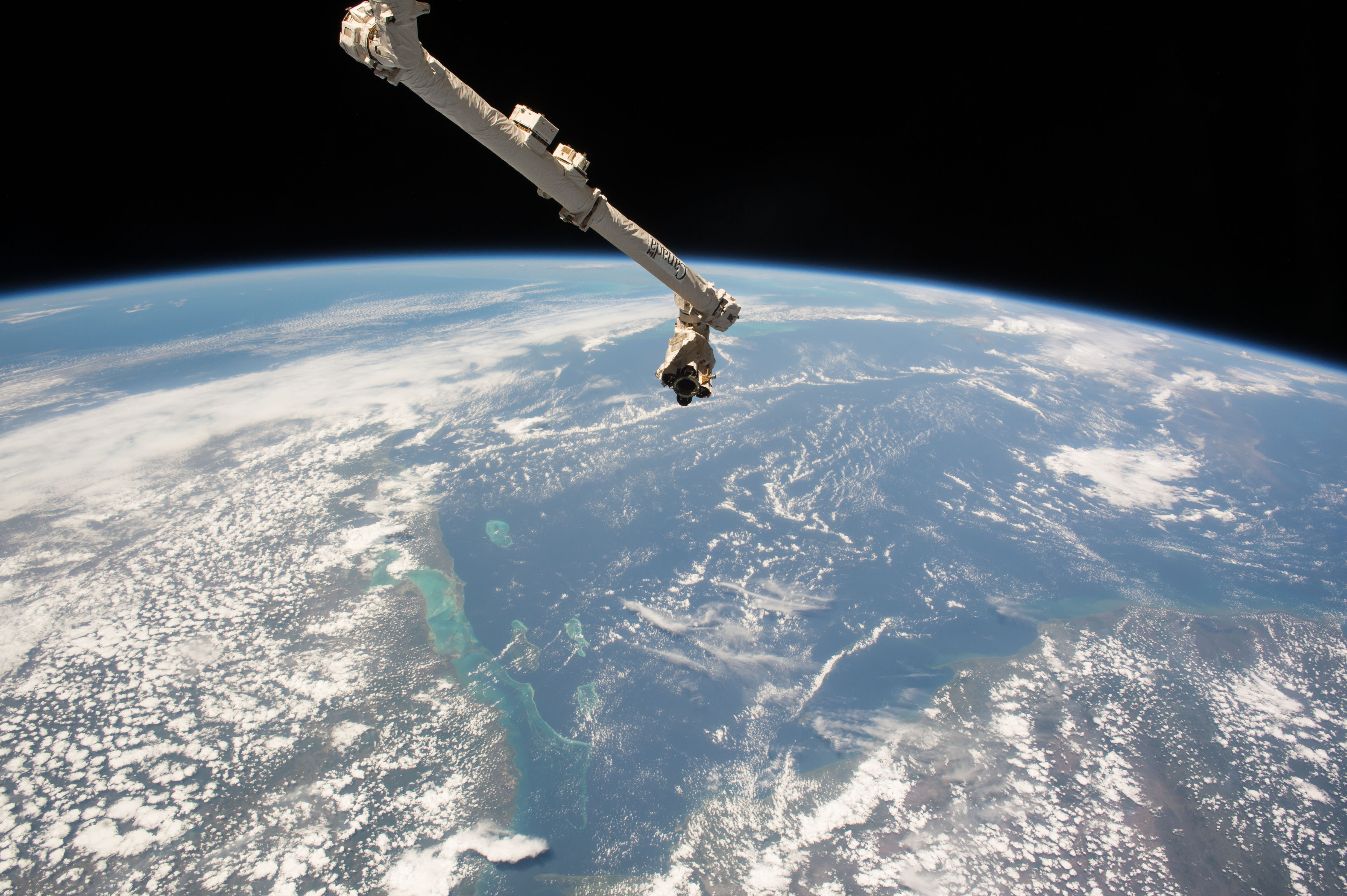 Astronaut Photo ISS050-E-74819