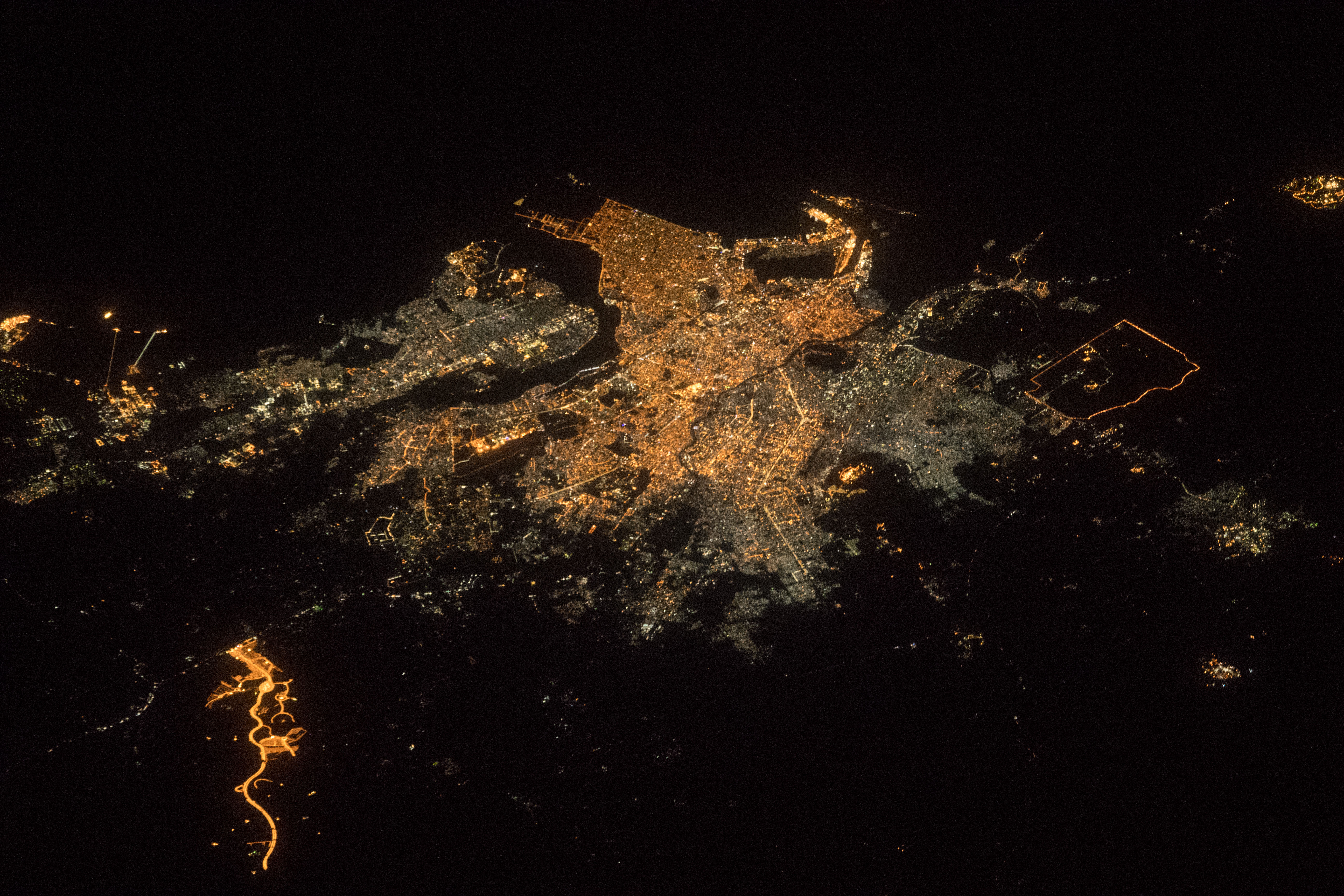 Recent photo of Karachi published by NASA : r/pakistan