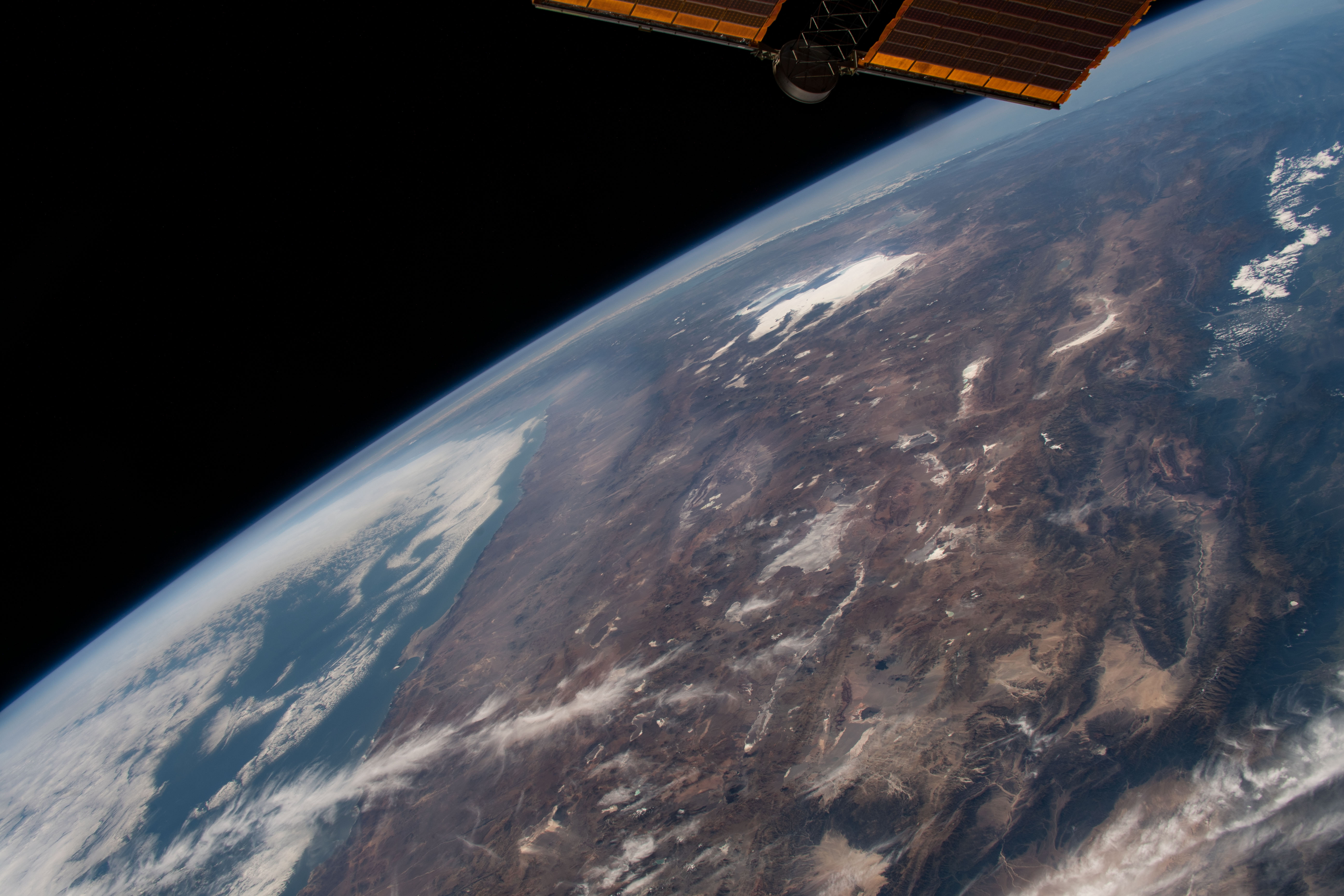 Astronaut Photo ISS067-E-34806