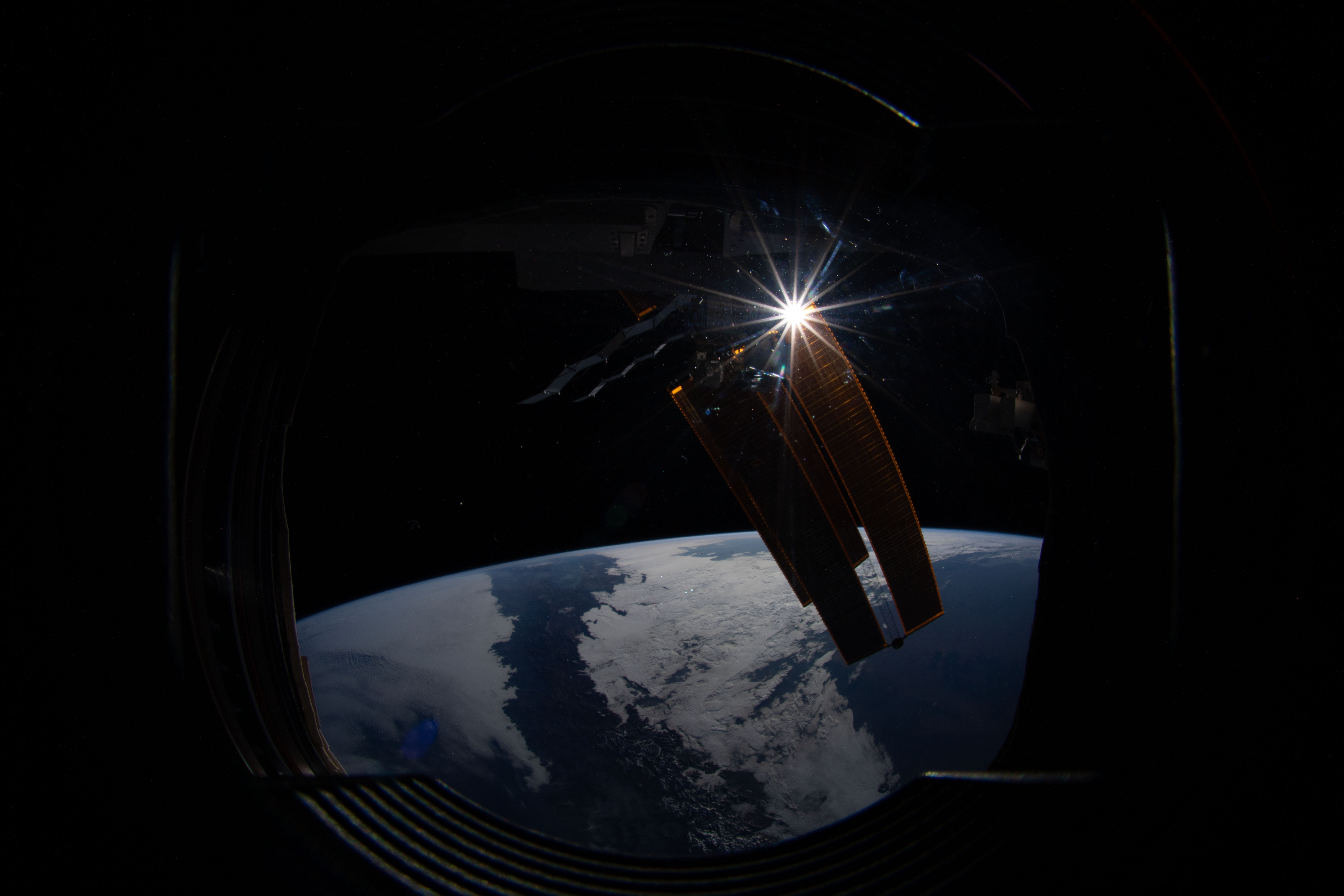 Astronaut Photo ISS067-E-53771