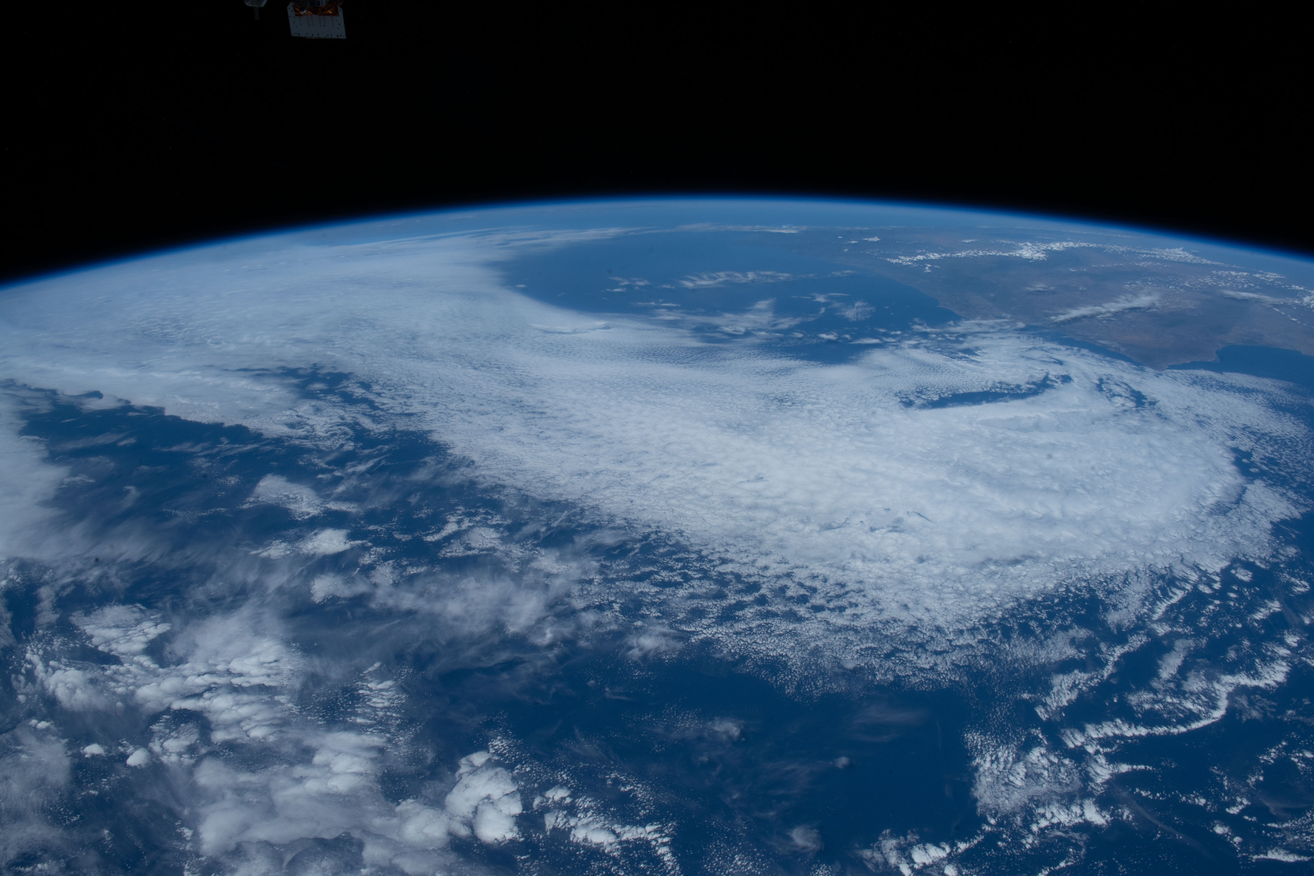 Astronaut Photo ISS067-E-83994