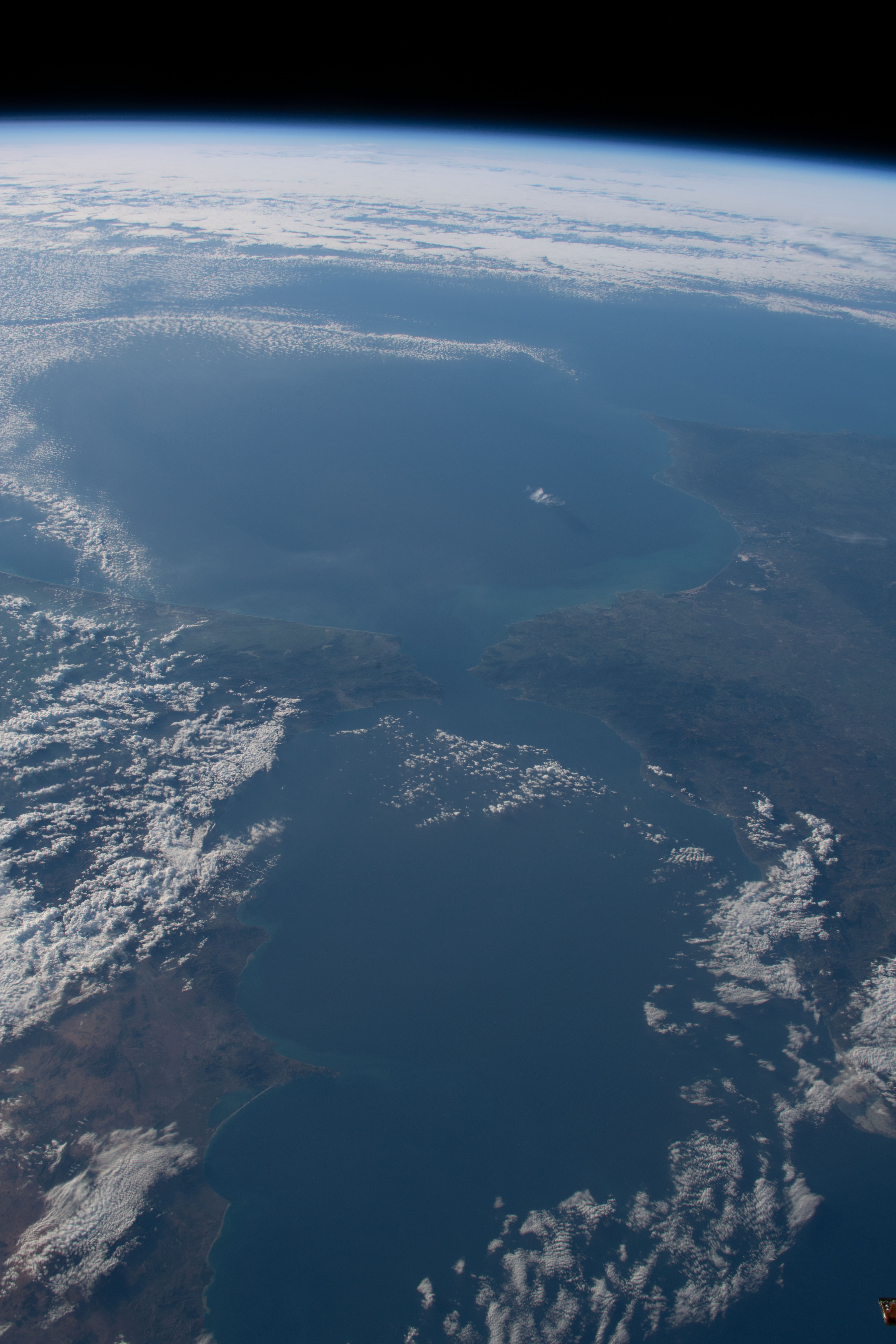 Astronaut Photo ISS068-E-41500