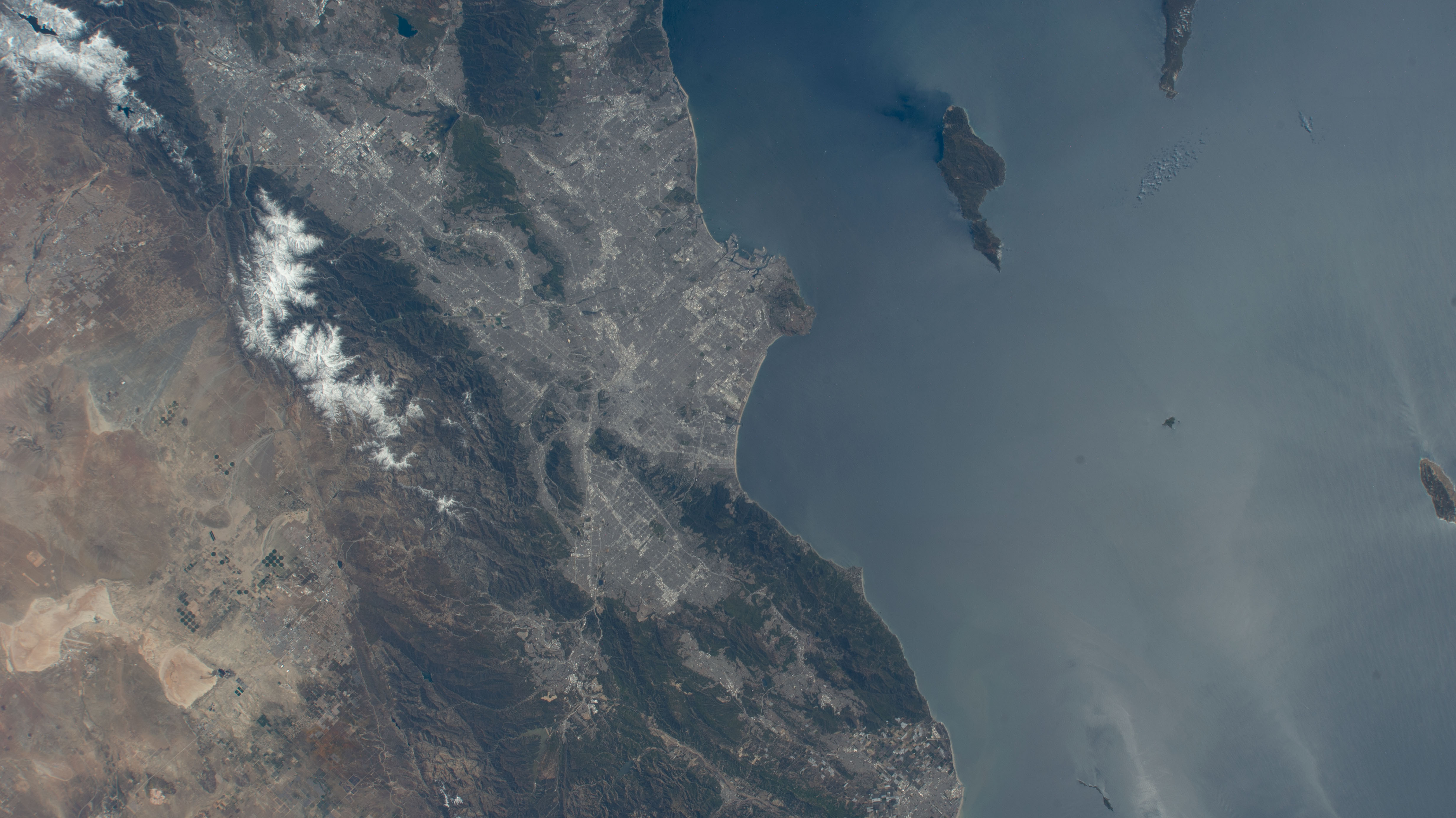 Astronaut Photo ISS069-E-223