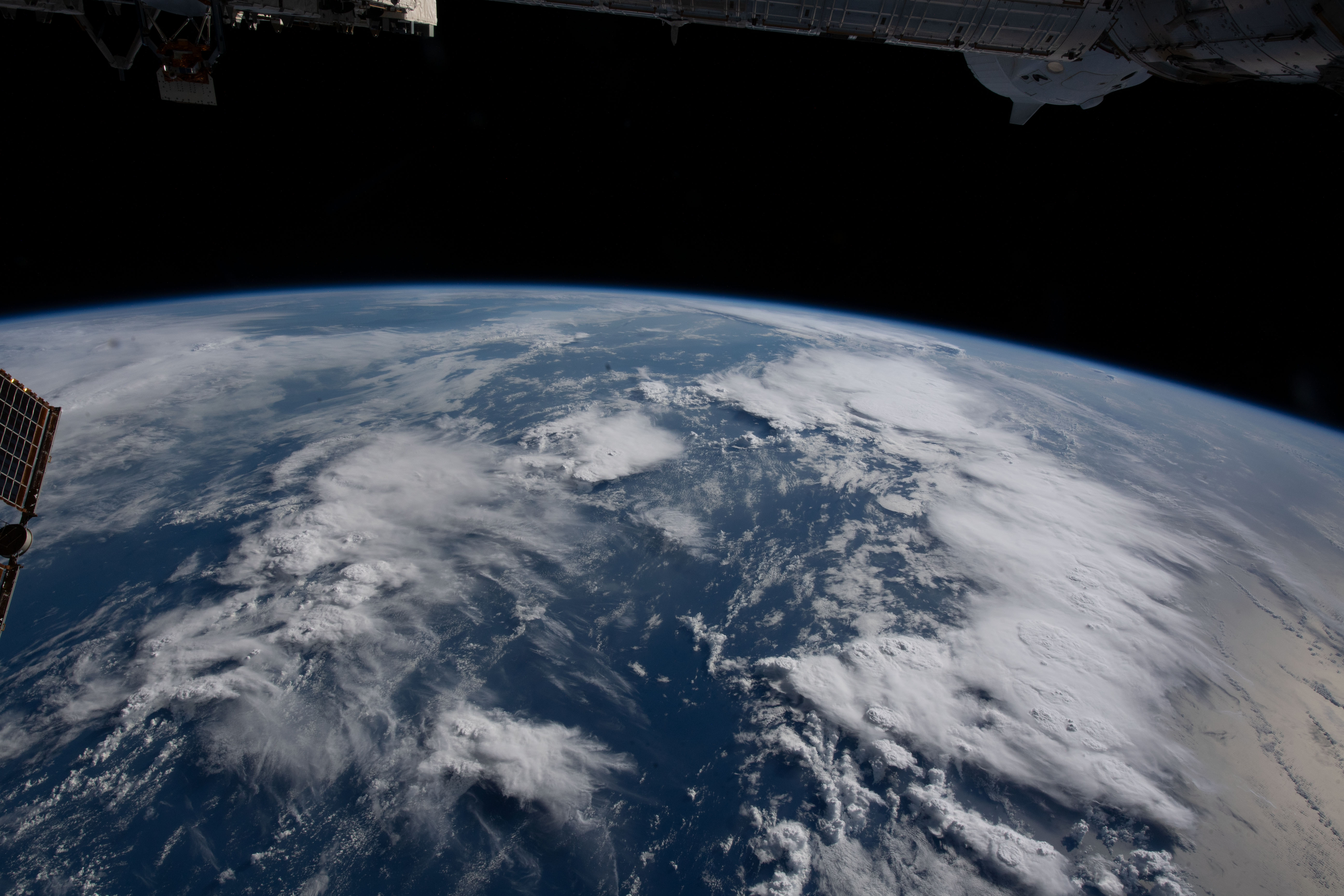 Astronaut Photo ISS069-E-57857