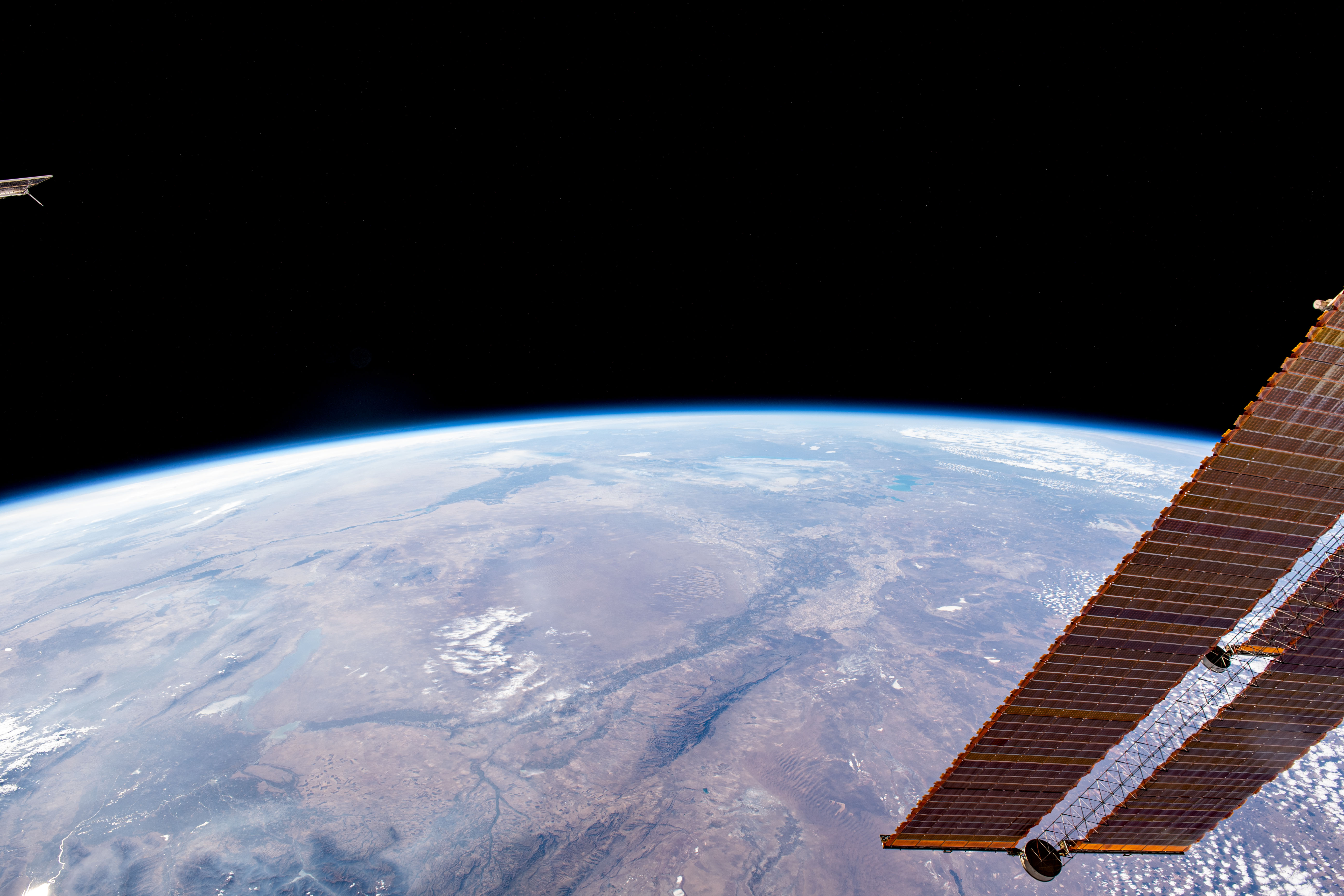 Astronaut Photo ISS069-E-92164