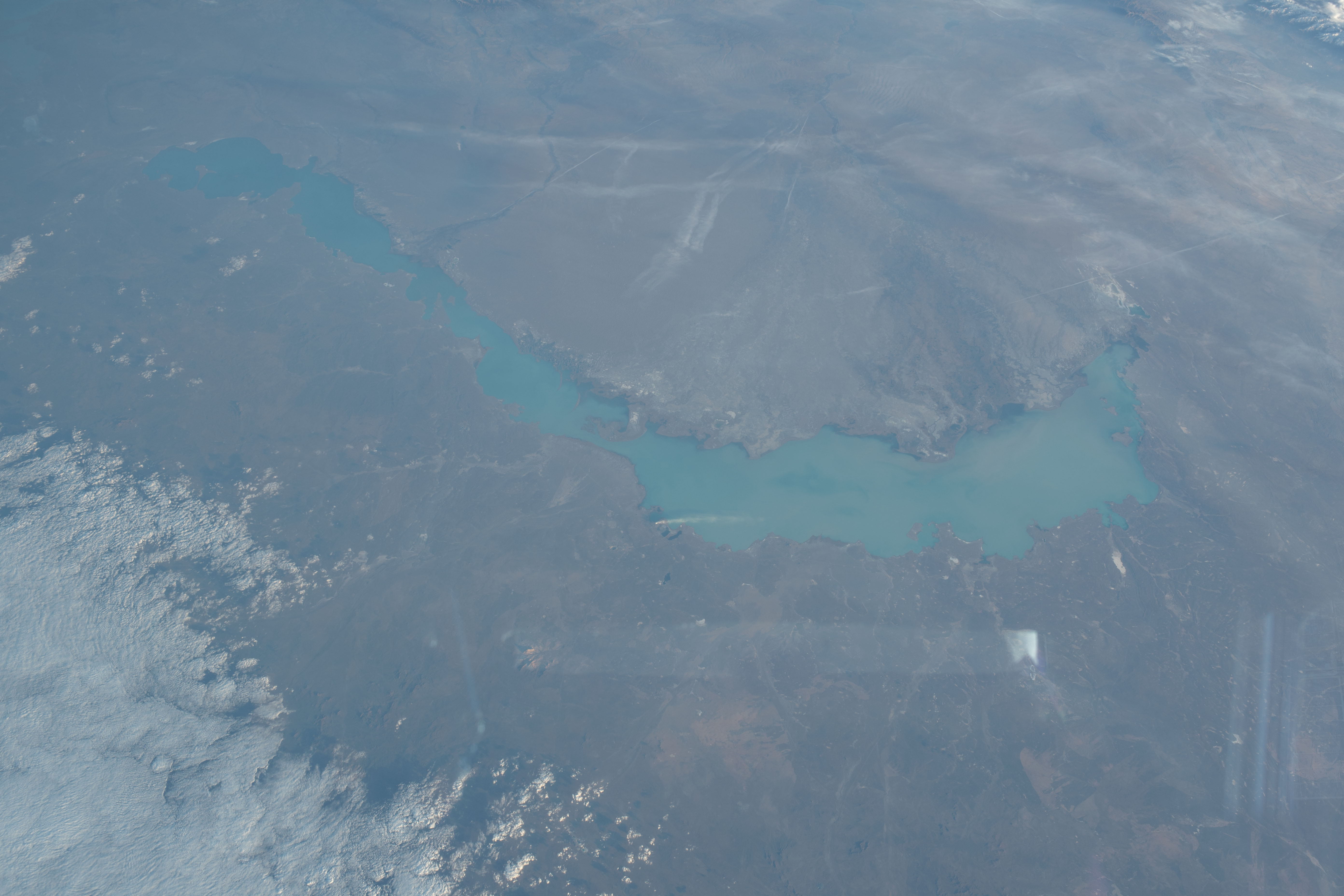 Astronaut Photo ISS070-E-1825