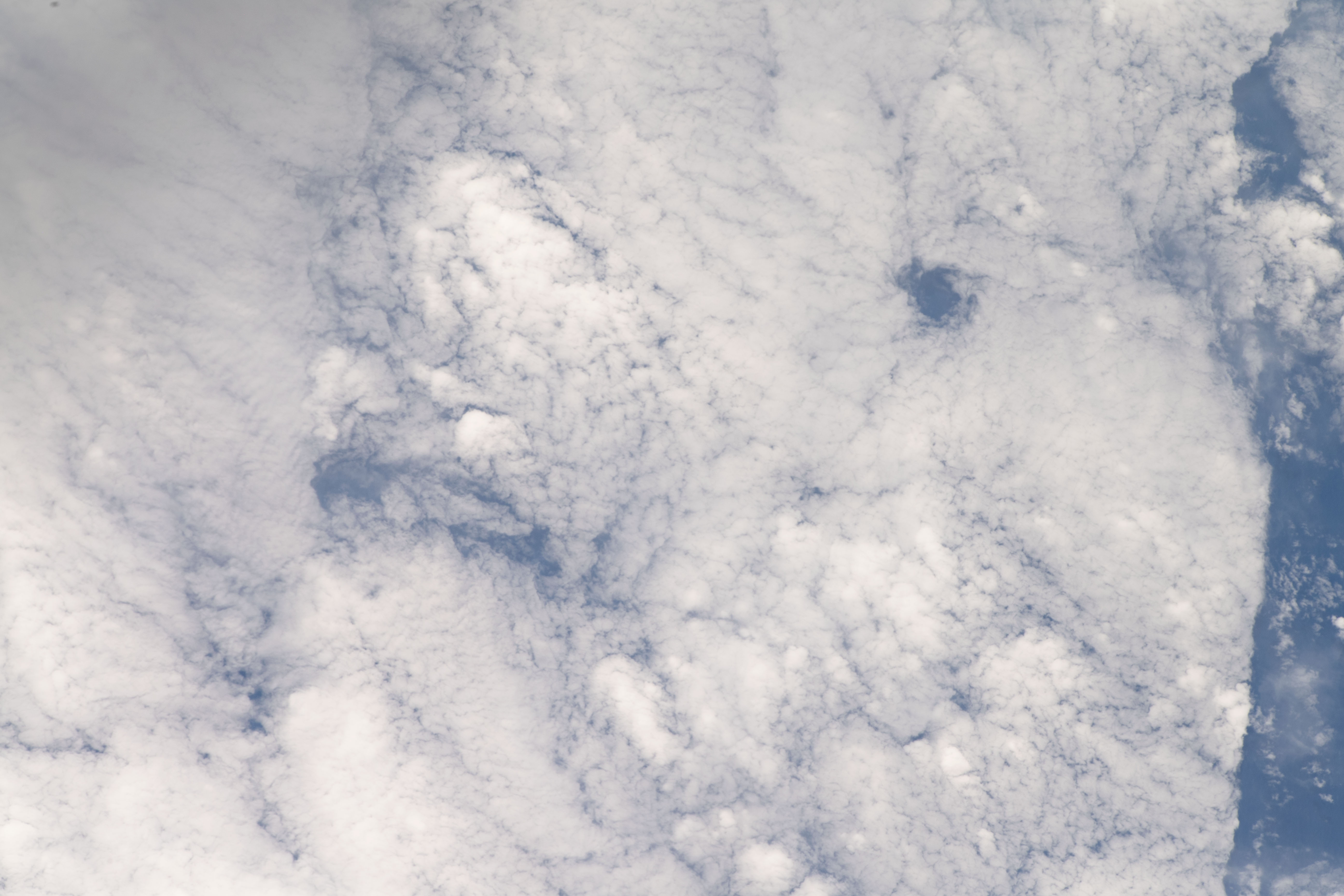 Astronaut Photo ISS070-E-849