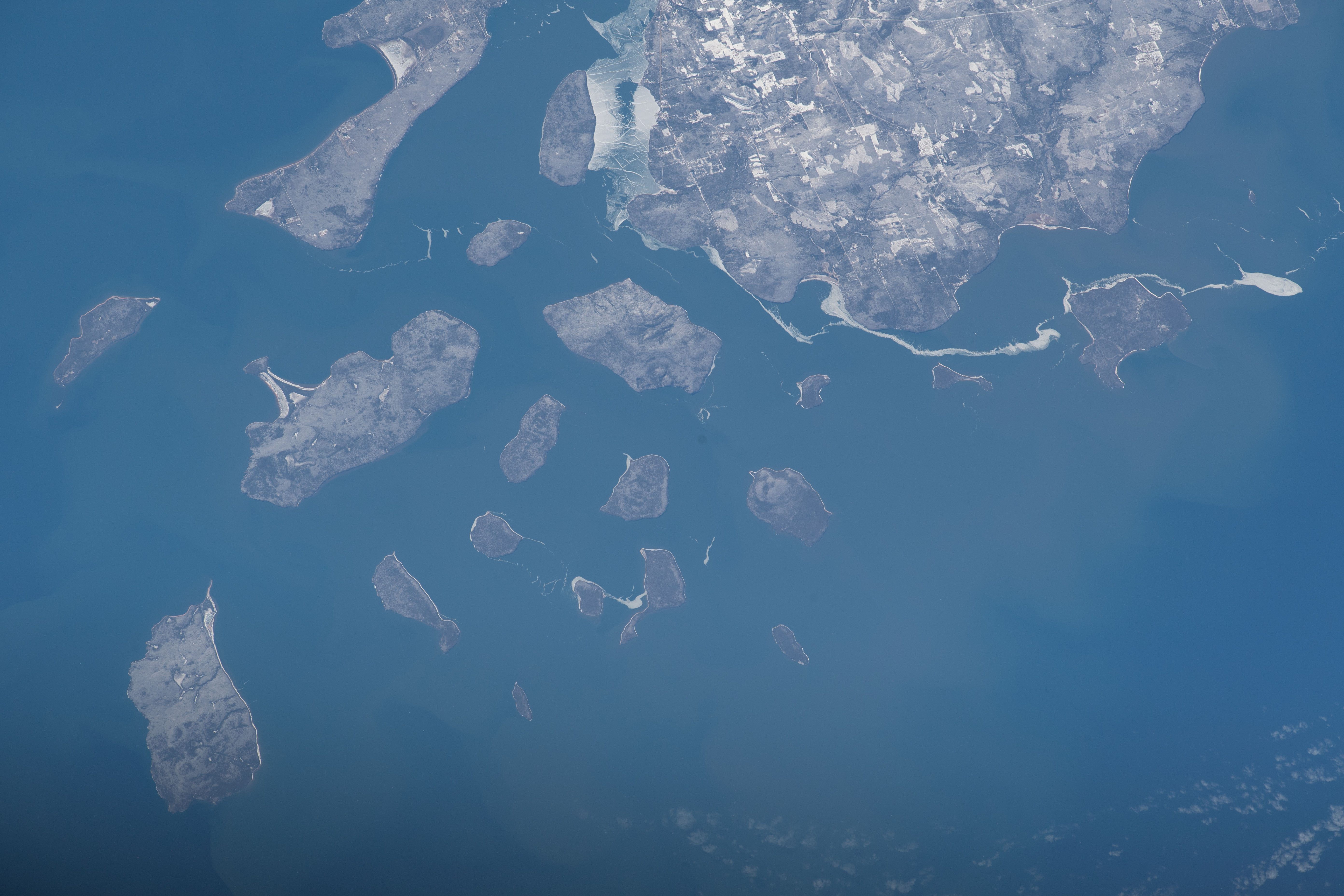 Astronaut Photo ISS070-E-86536