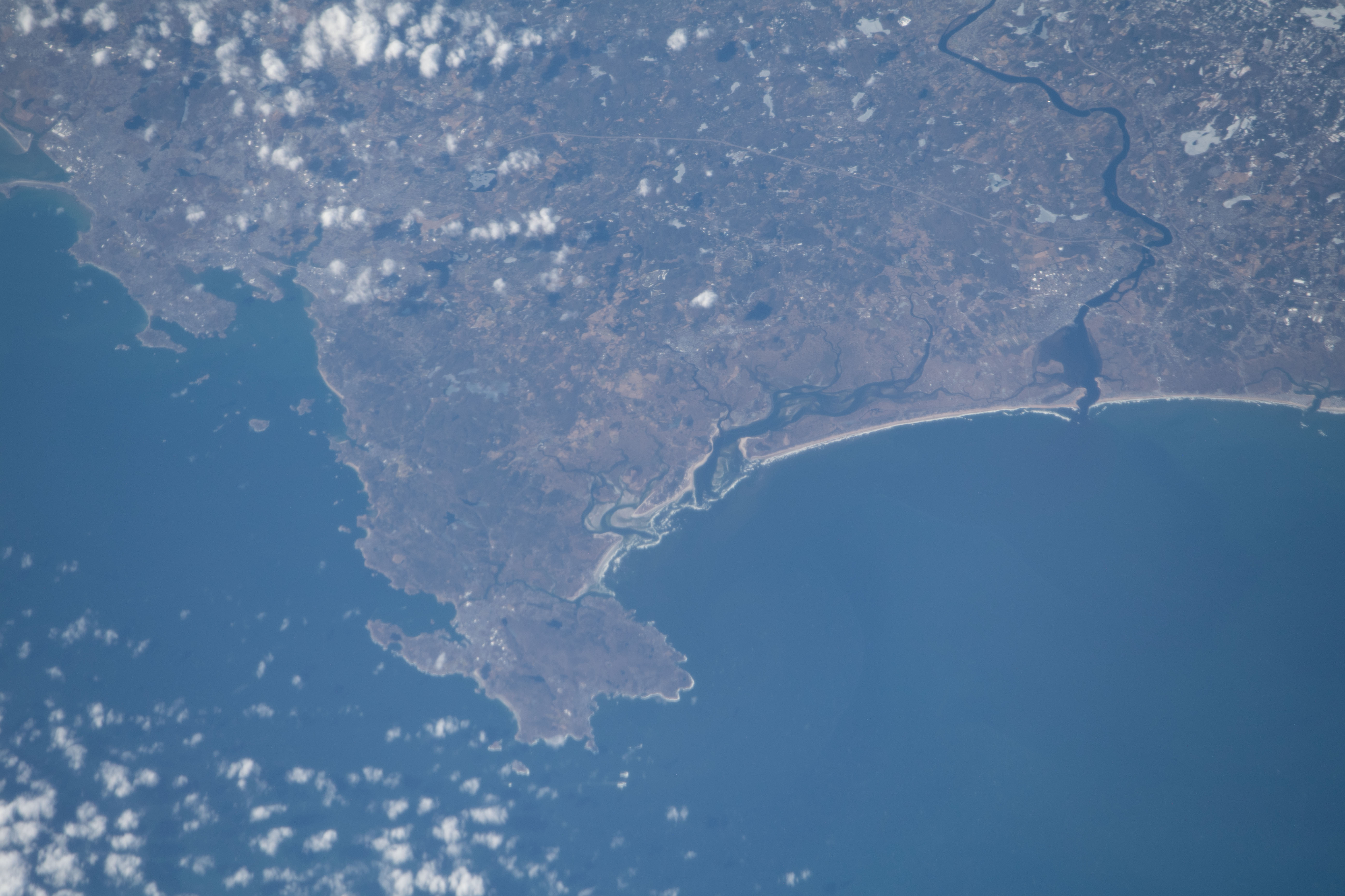 Astronaut Photo ISS070-E-86765