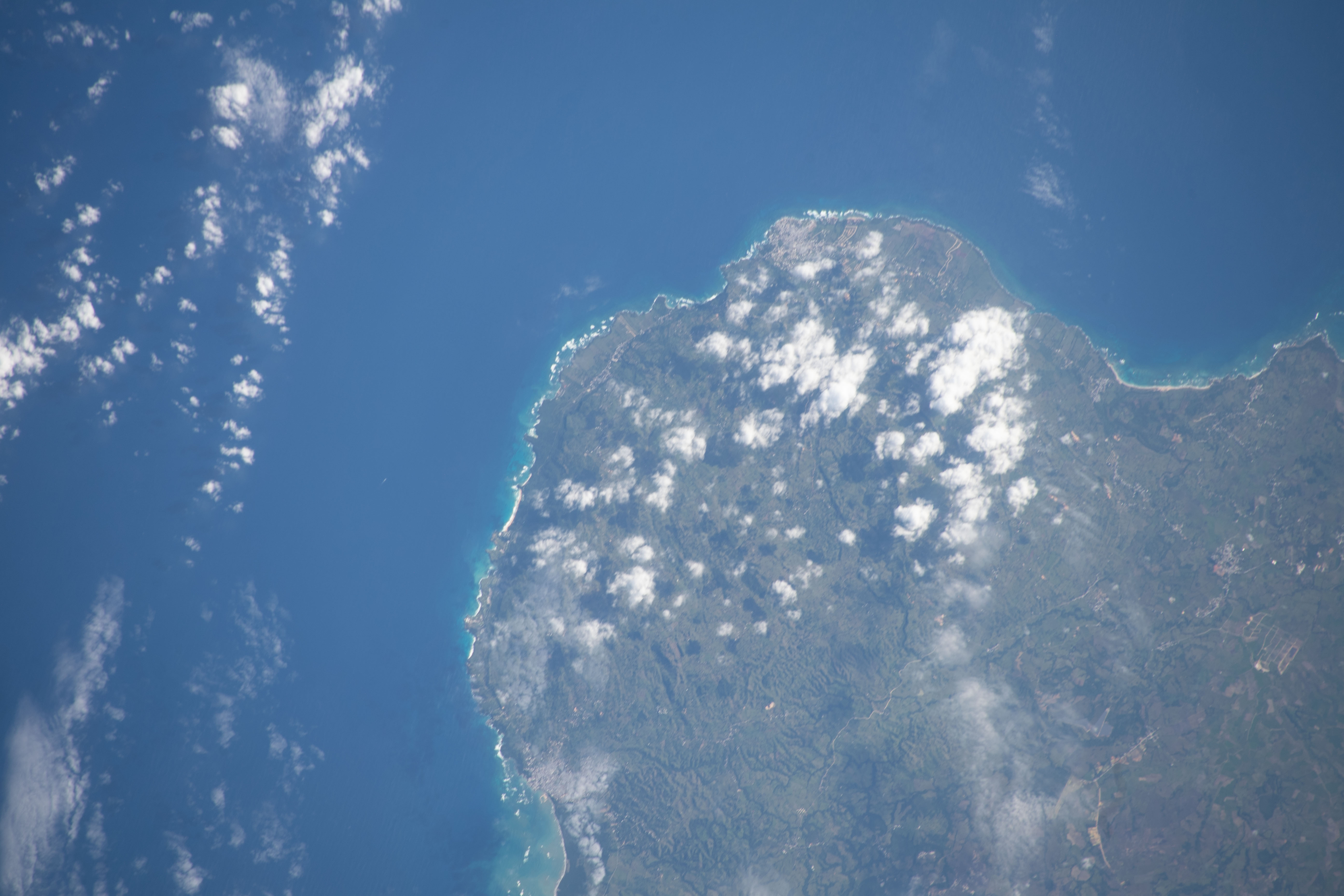 Astronaut Photo ISS070-E-87017