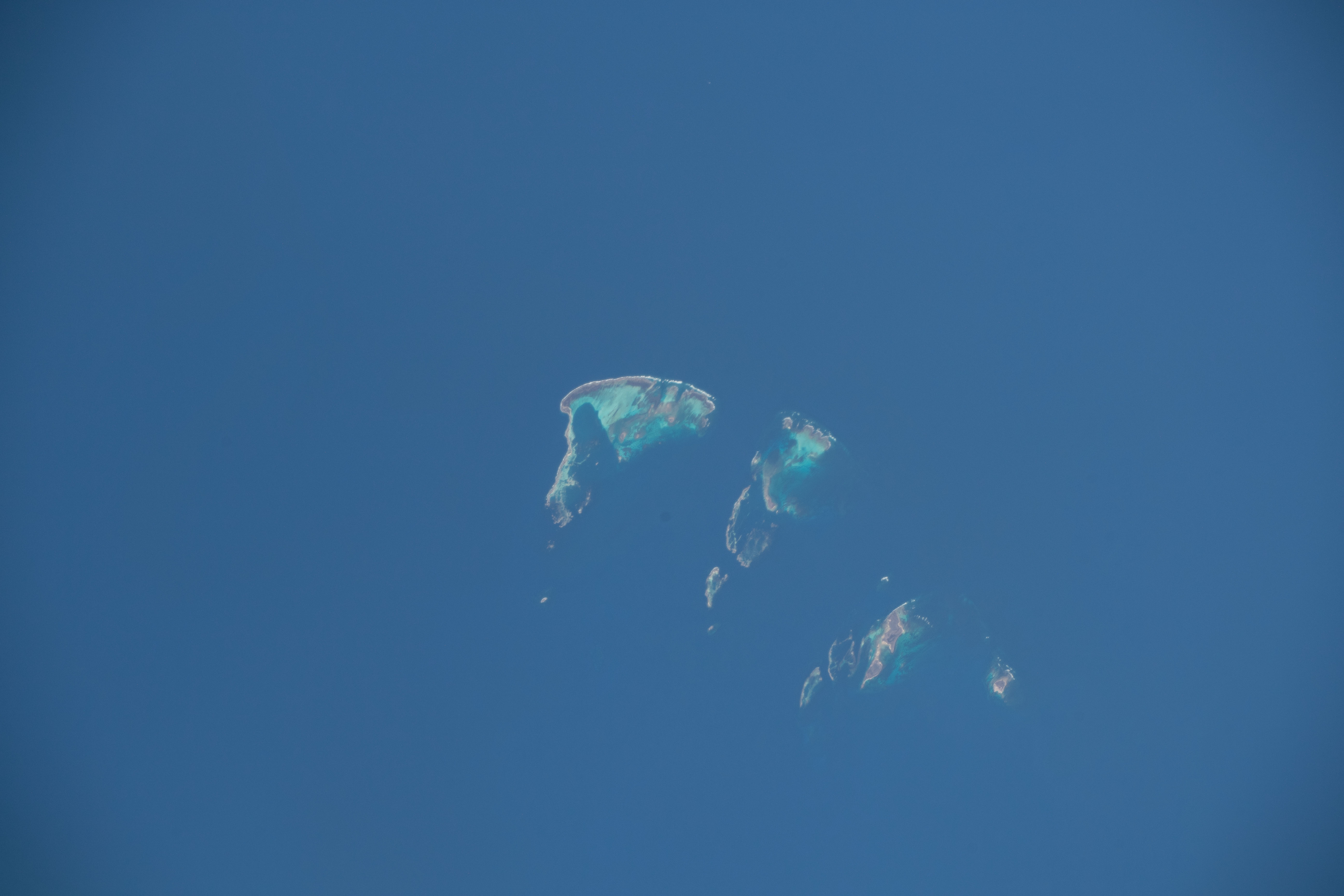 Astronaut Photo ISS070-E-8928