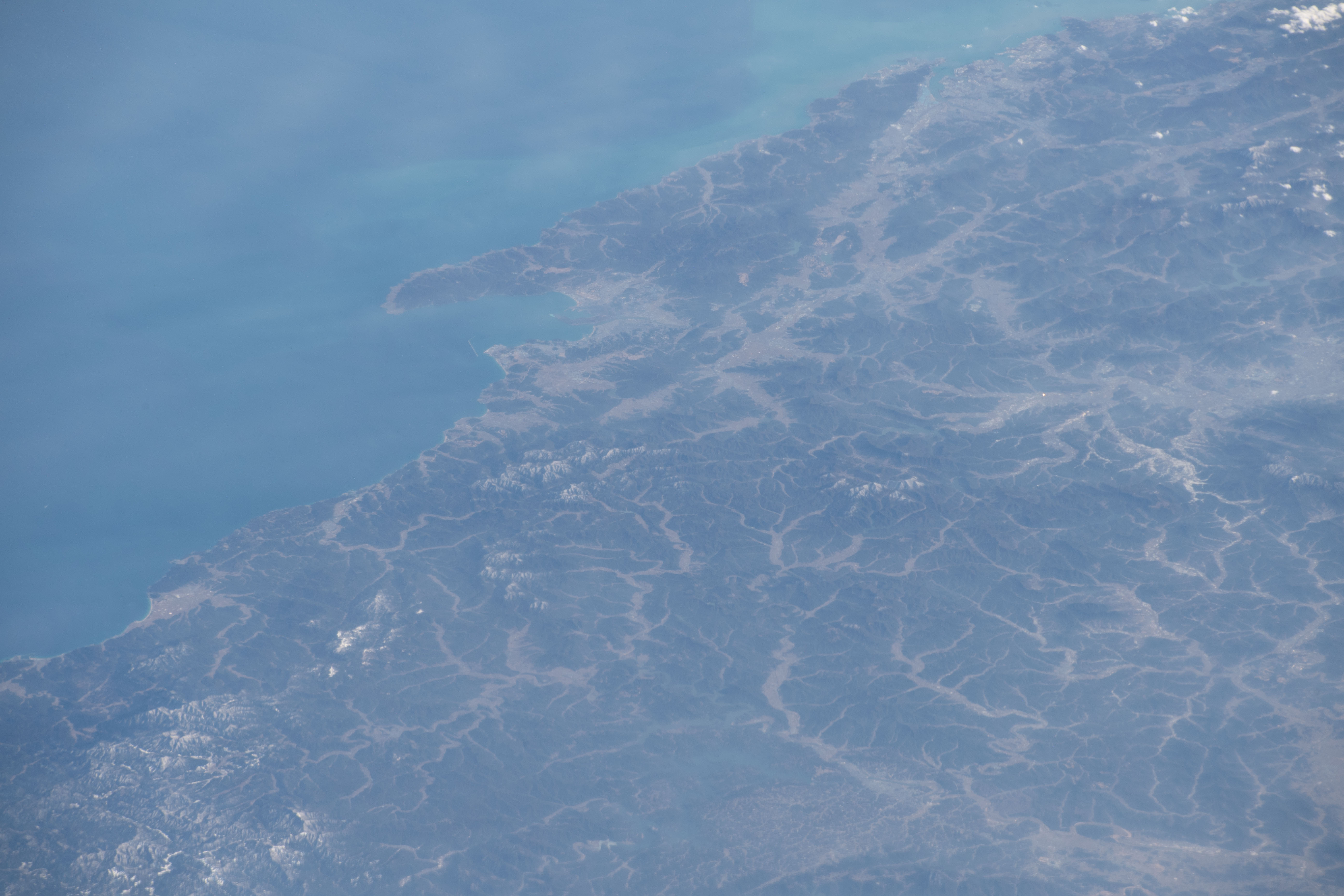 Astronaut Photo ISS070-E-92132