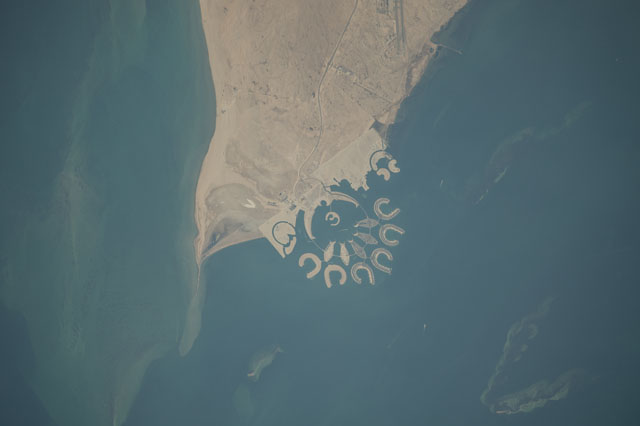Astronaut Photo ISS041-E-108451 BAHRAIN