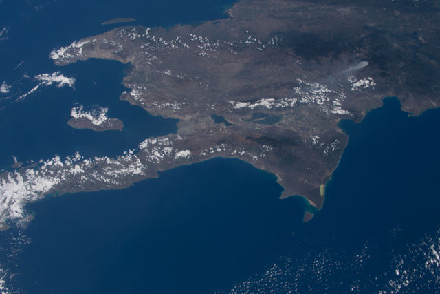 Astronaut Photo ISS068-E-61517