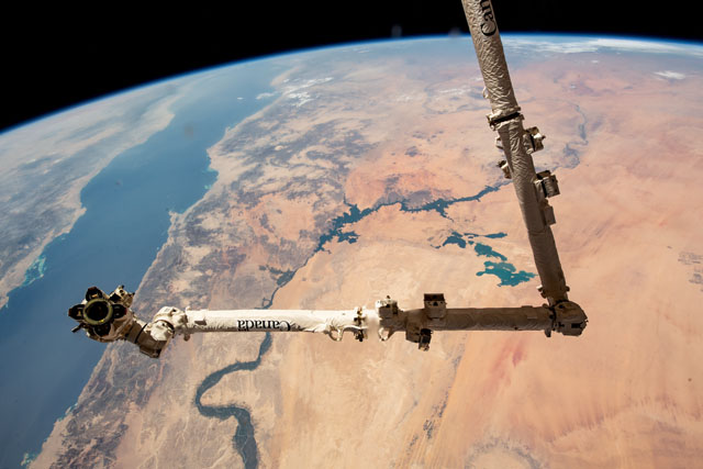 Astronaut Photo ISS069-E-25867