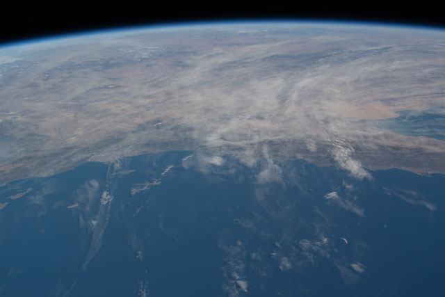 Astronaut Photo ISS070-E-84198