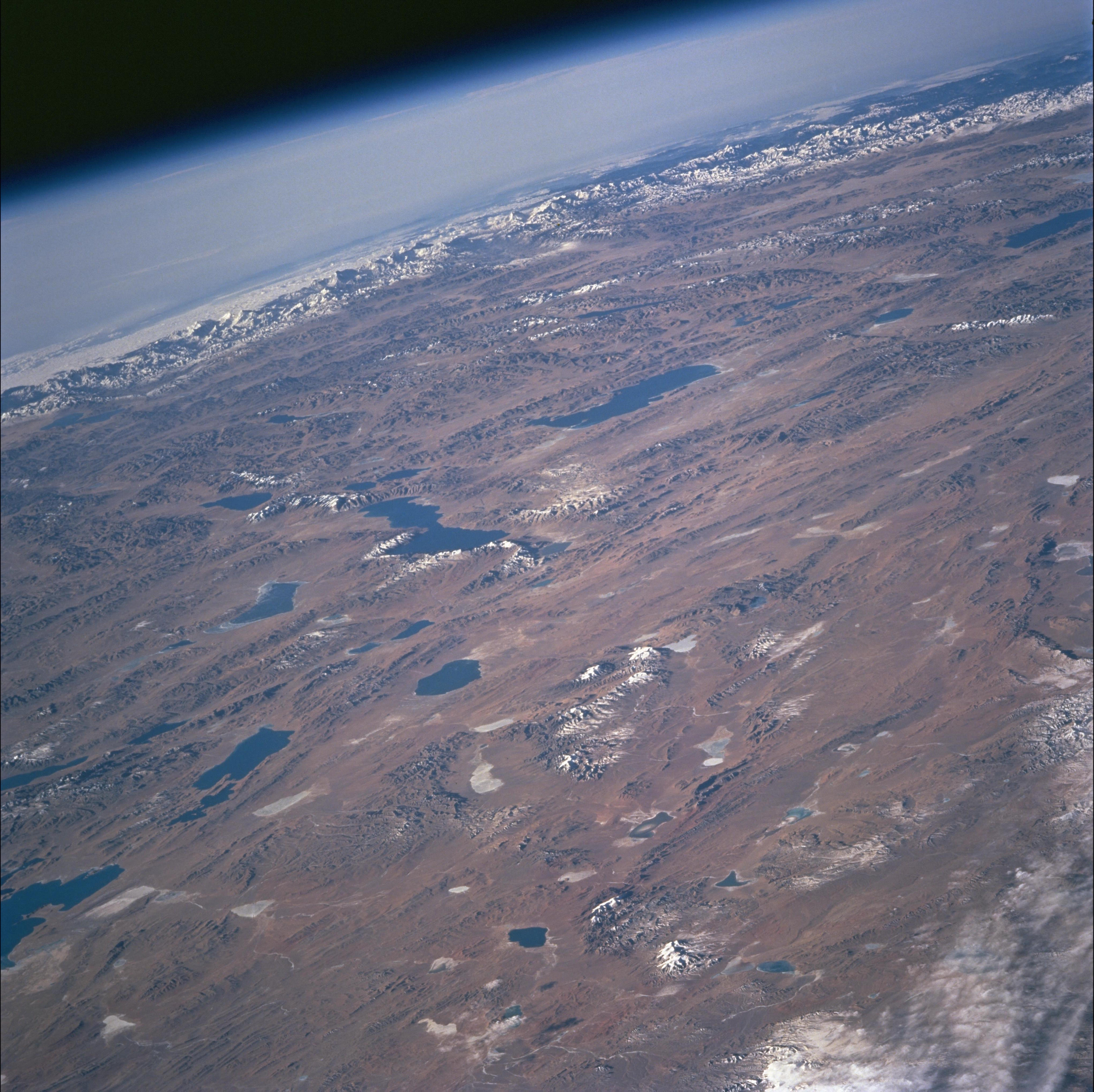 Astronaut Photo STS088-724-3 CHINA