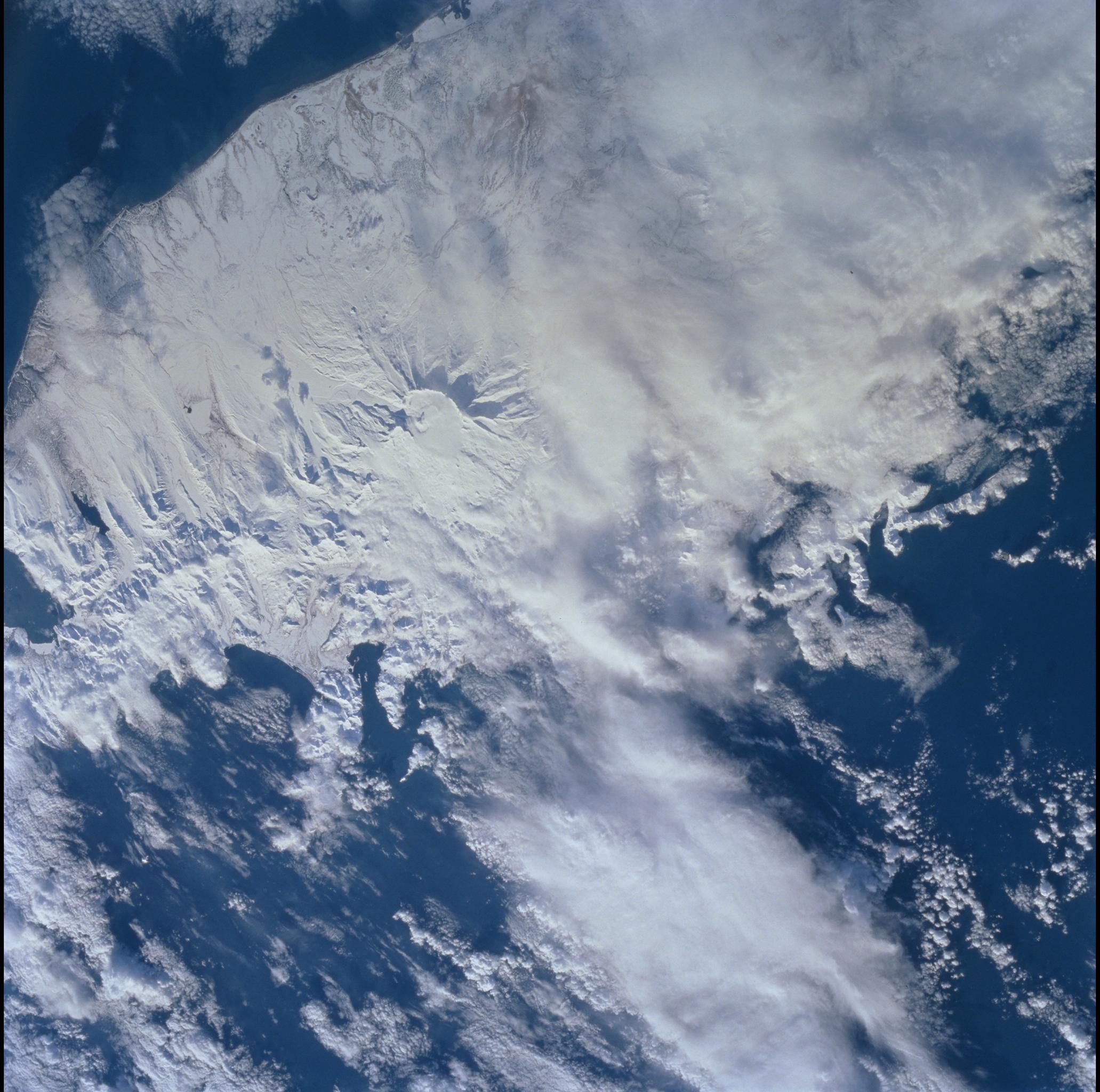 Astronaut Photo STS099-712-86 USA-ALASKA